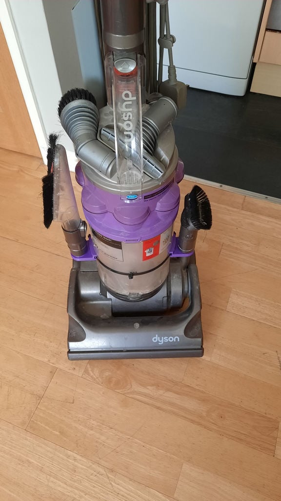 Dyson DC14 Extra Tool Storage by Cargy | Download free STL model ...