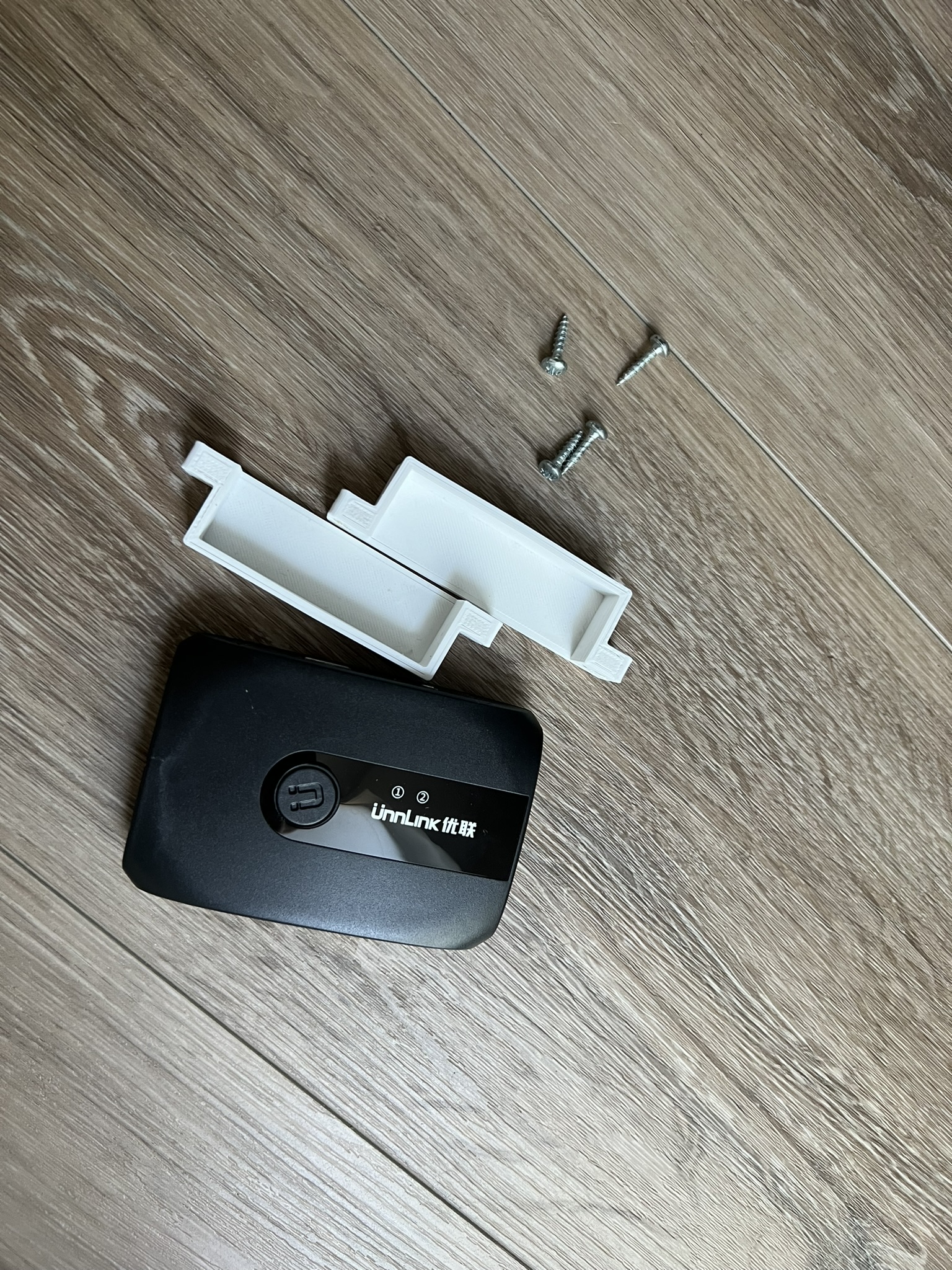 Mounting Bracket For Unnlink Kvm Switch Usb 3 0 By Hgross Download Free Stl Model