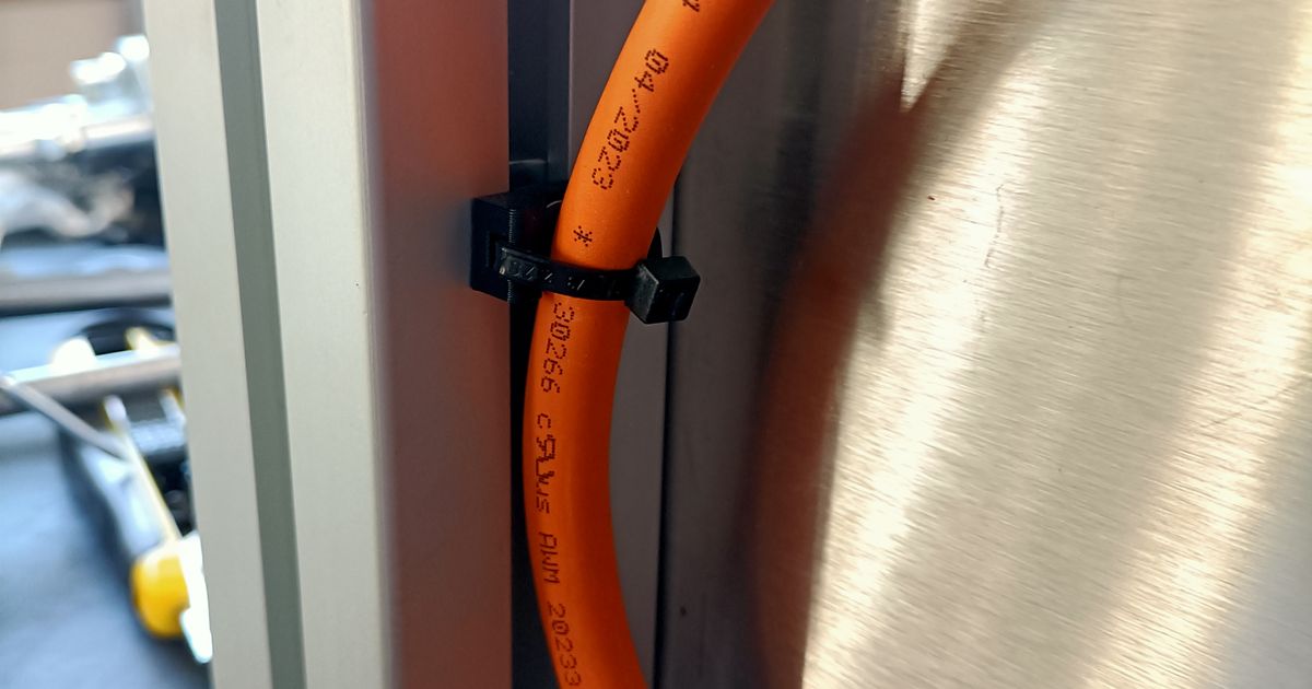 Cable tie insert for alu profile by MonkeyMK | Download free STL model ...