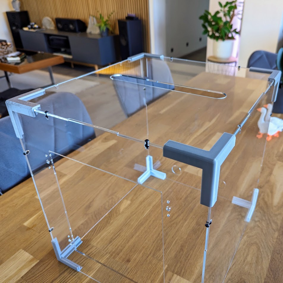 BASIC Bambu Lab A1 mini Enclosure par Fabian Haensch | Téléchargez ...