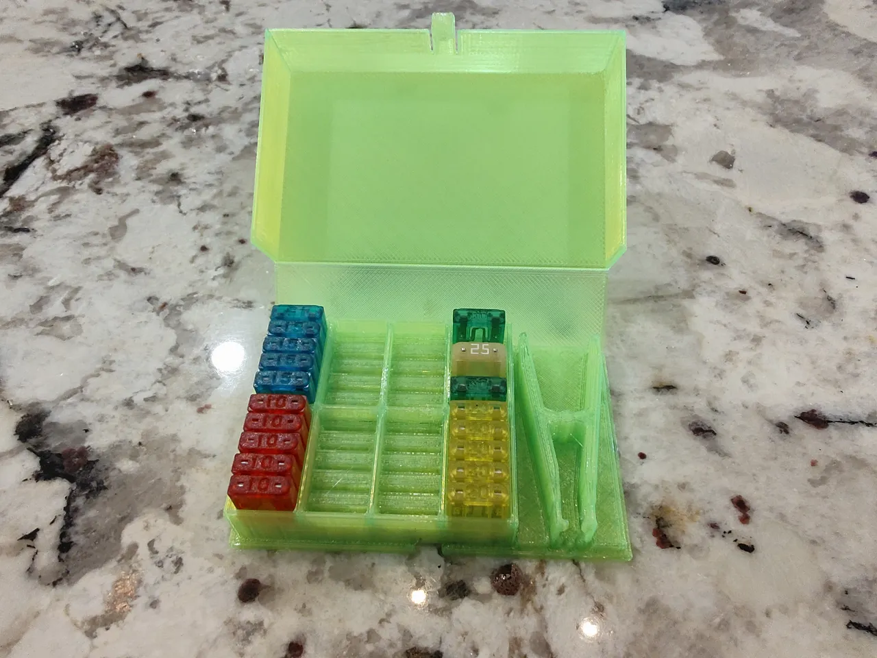 Fuse case and puller for low profile and mini car fuses by Cameron ...