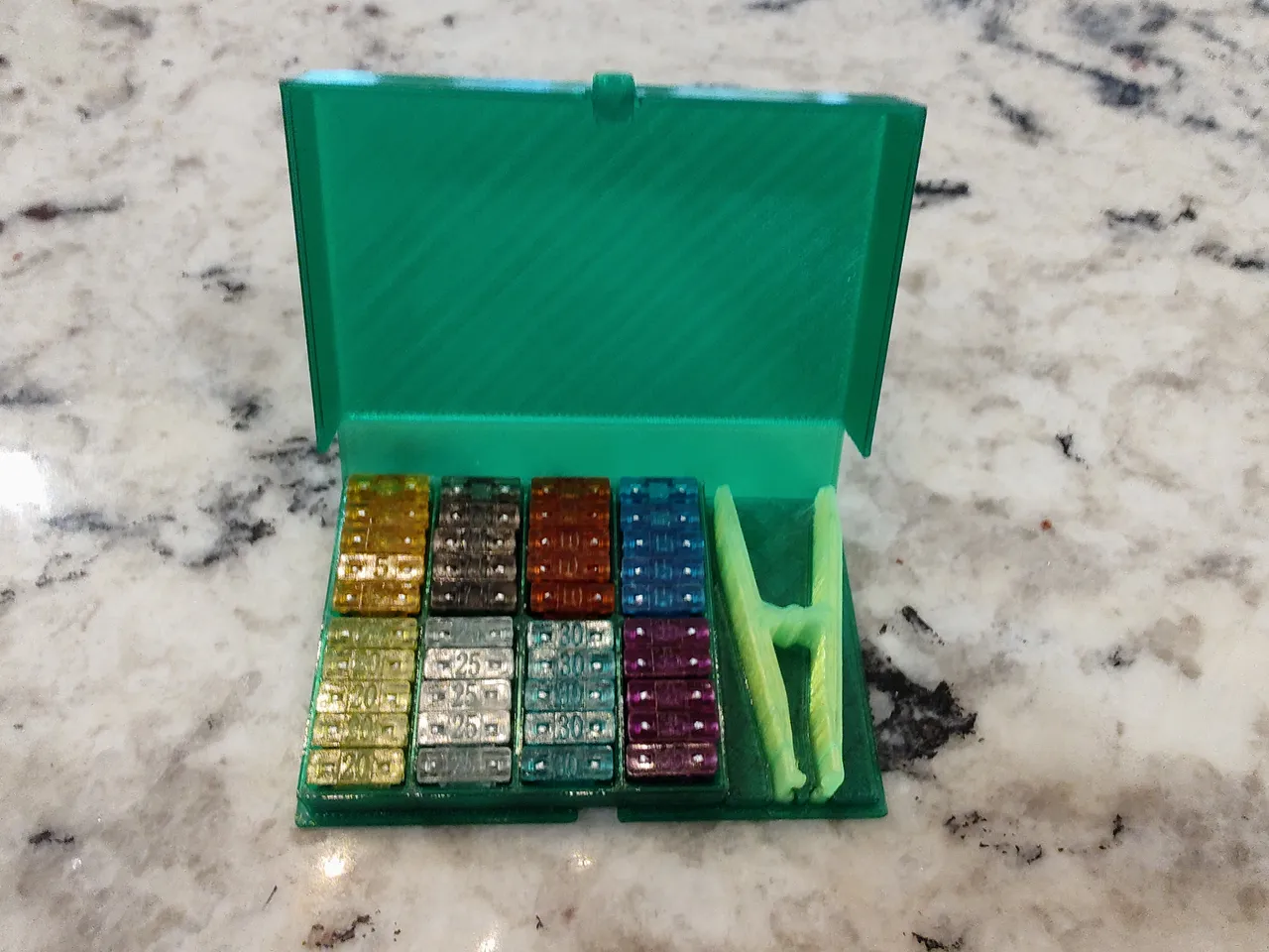 Fuse case and puller for low profile and mini car fuses by Cameron ...