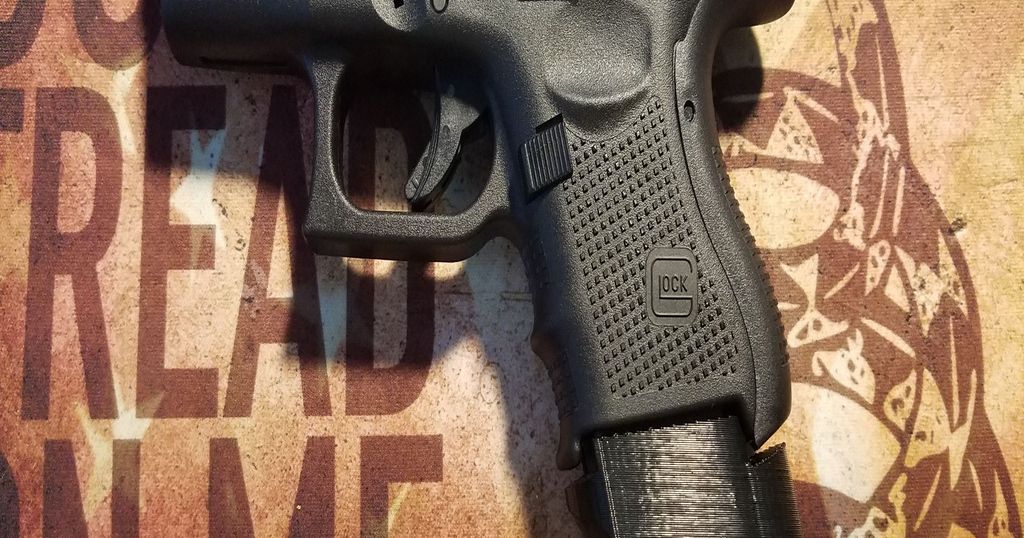 Glock 22 Magazine Sleeve for Glock 27 Compact by SsgtStretch | Download ...