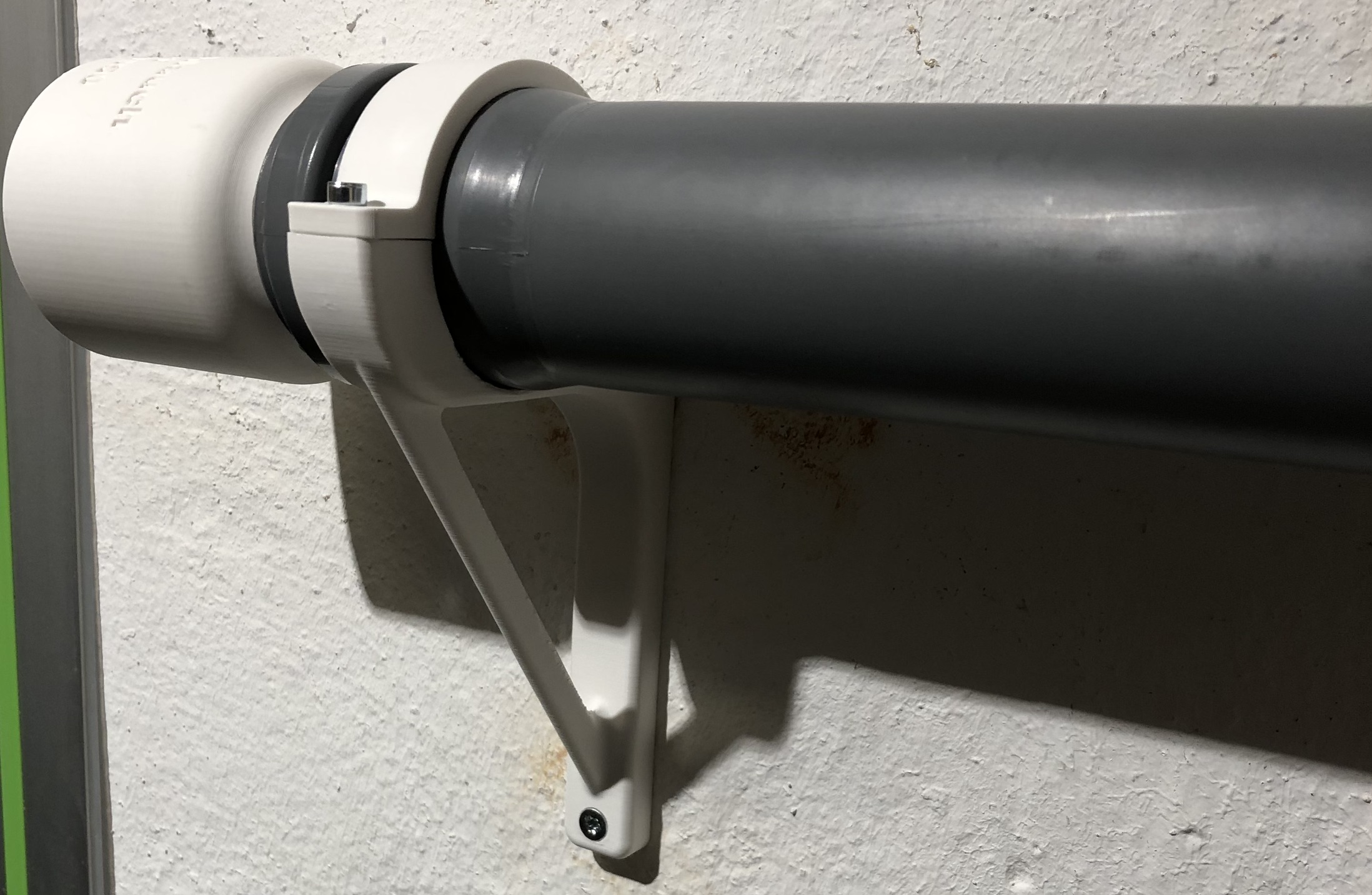 Wall mount for HT DN50 pipe by jocin | Download free STL model ...
