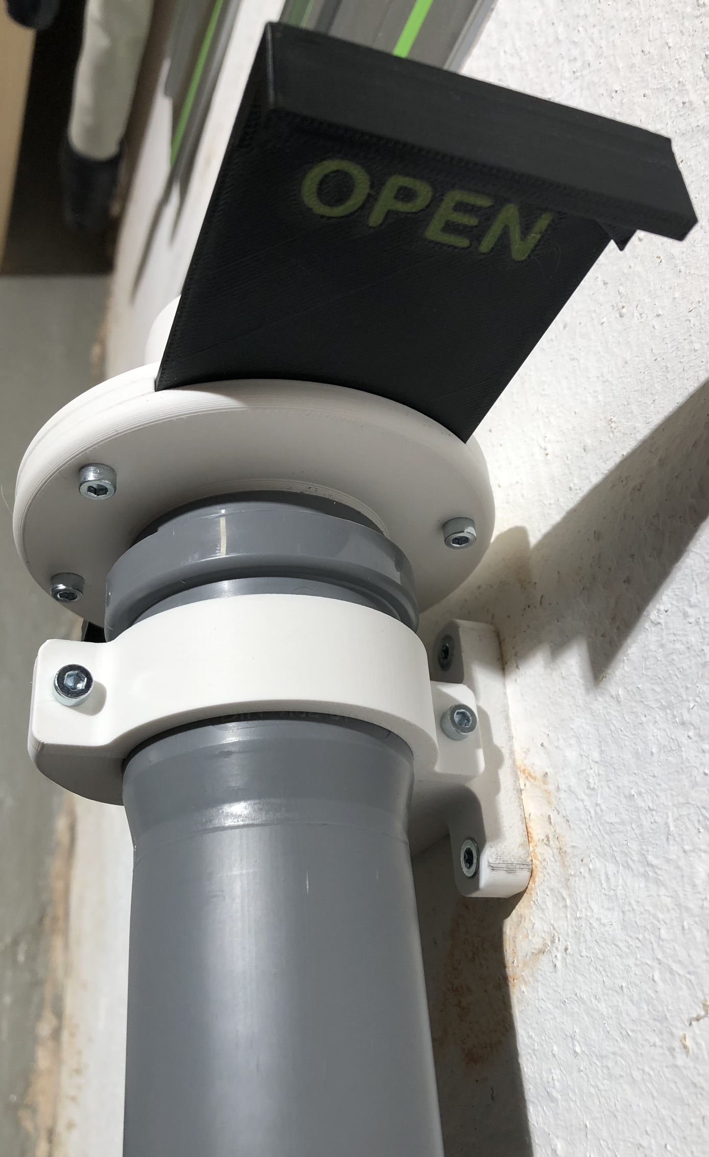 Wall mount for HT DN50 pipe by jocin | Download free STL model ...