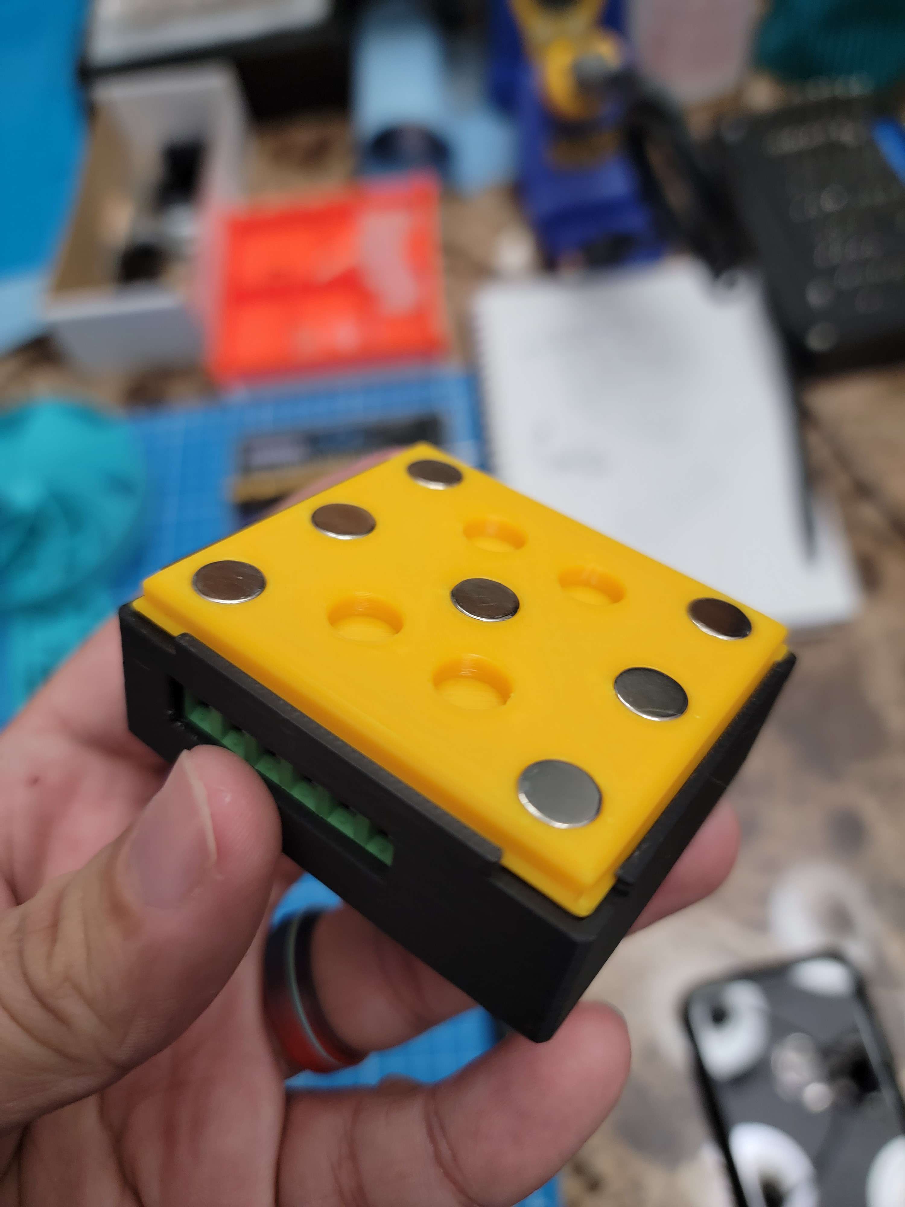 BL Led Controller Case Magnet Cover by Flustered | Download free STL ...