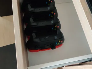 4 Xbox controller stand with USB key insert by Reverder | Download free ...