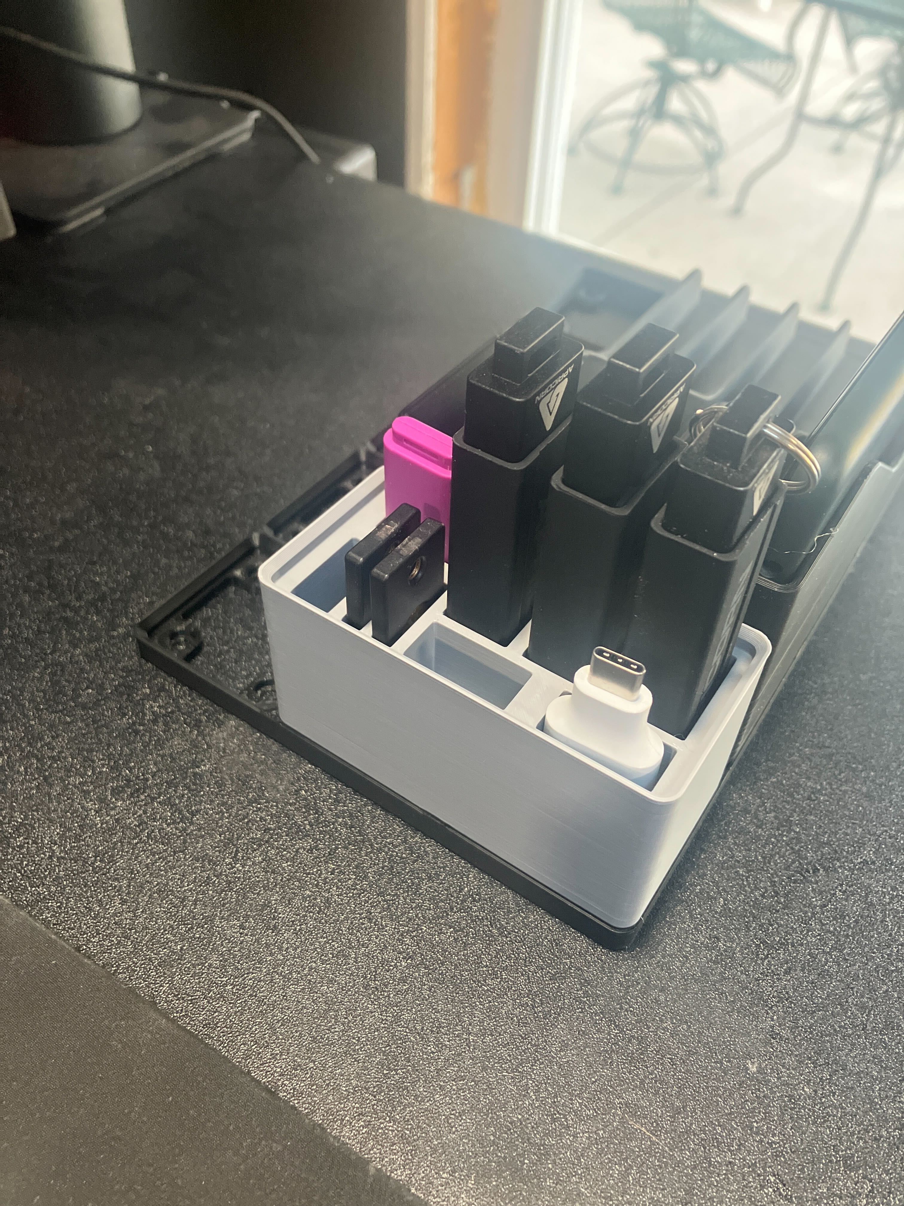 gridfinity 2x1 Apricorn usb storage von heaphopper | Kostenloses STL ...