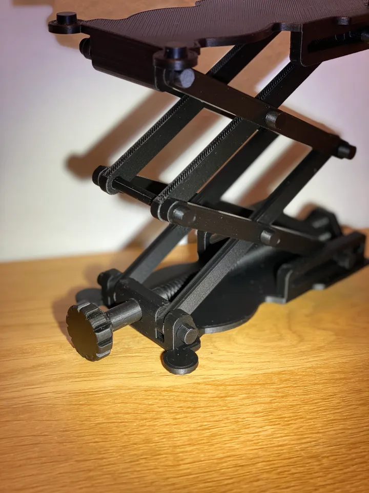 DeWalt Laser-Lift by PeterGram | Download free STL model | Printables.com