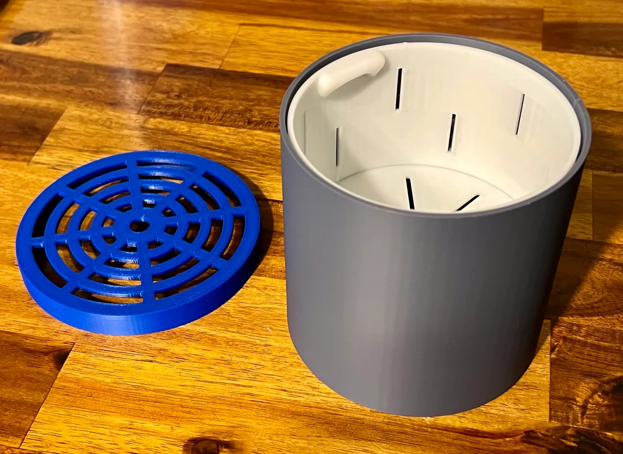 DampRid Container - Refillable with Damp Rid Crystals by Steve ...