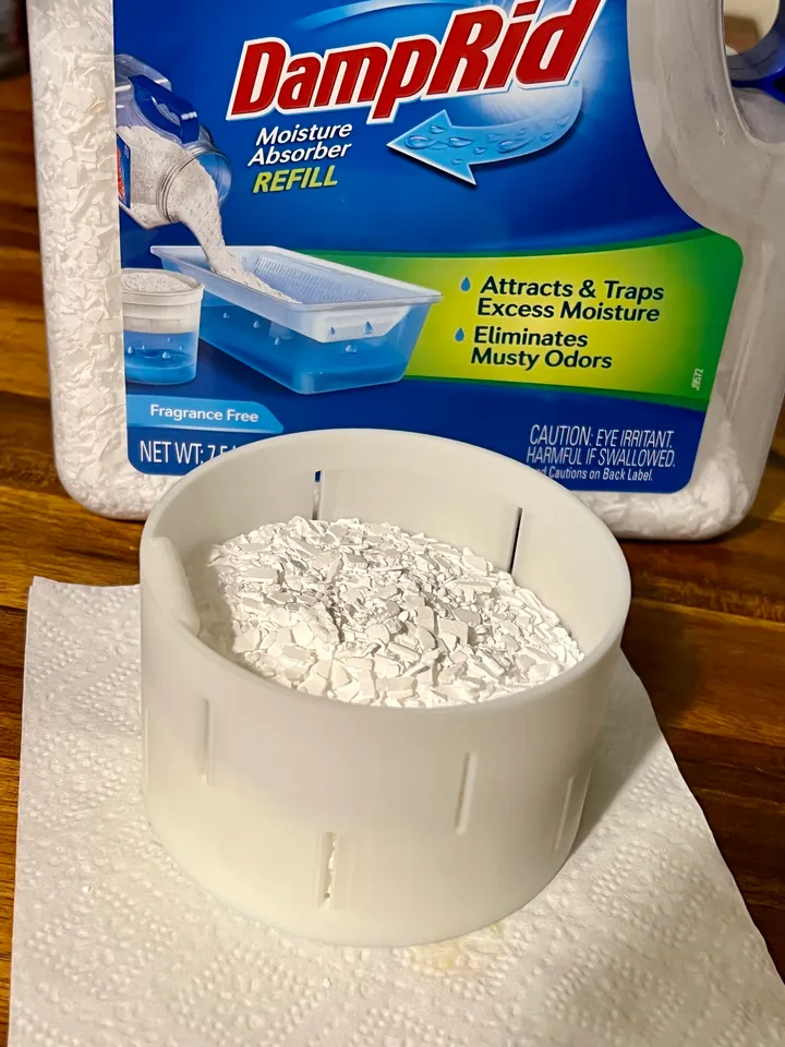 DampRid Container - Refillable with Damp Rid Crystals by Steve ...