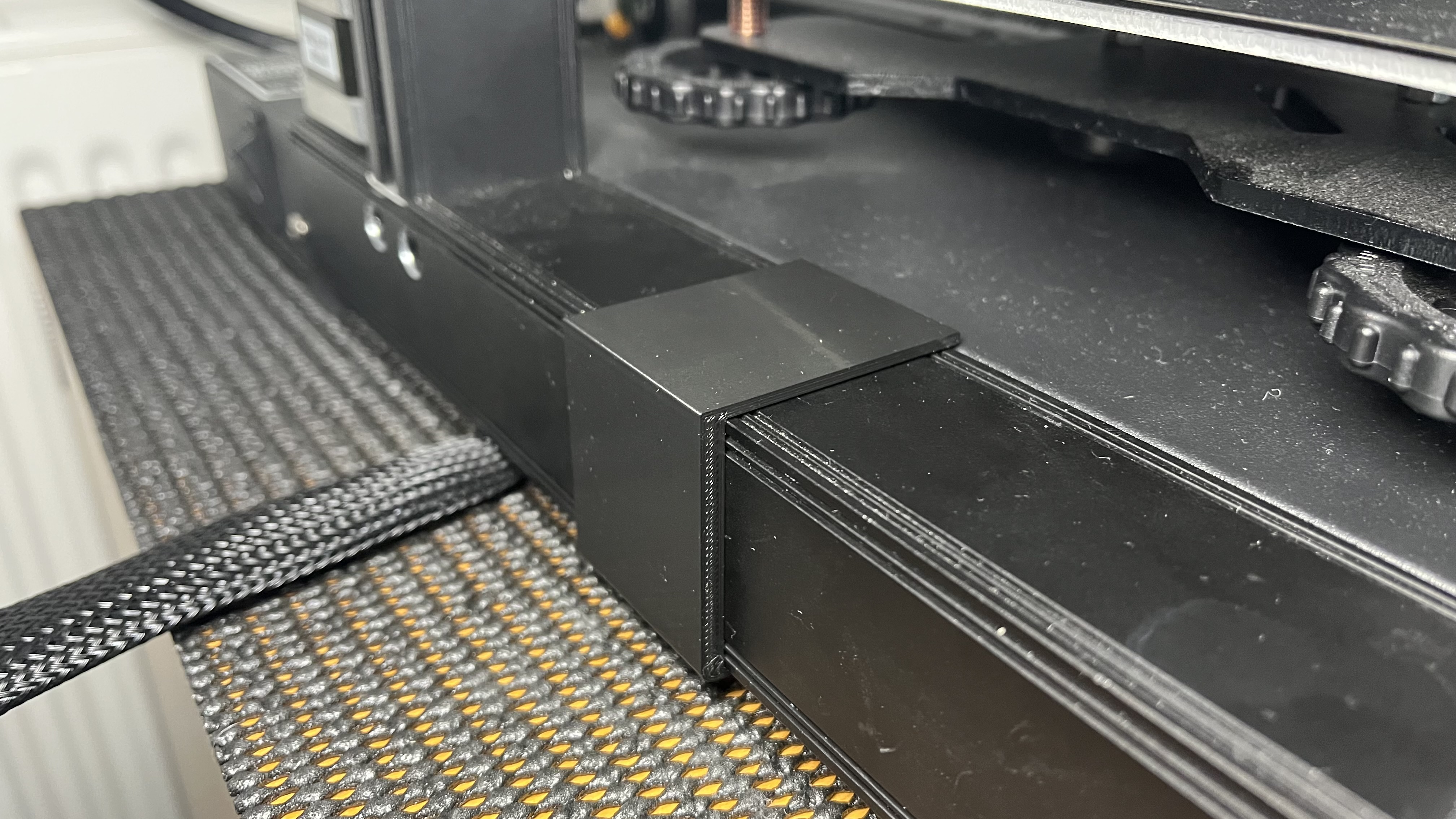Ender 3 S1 Universal Side Extrusion Mount by Jamburgg | Download free ...