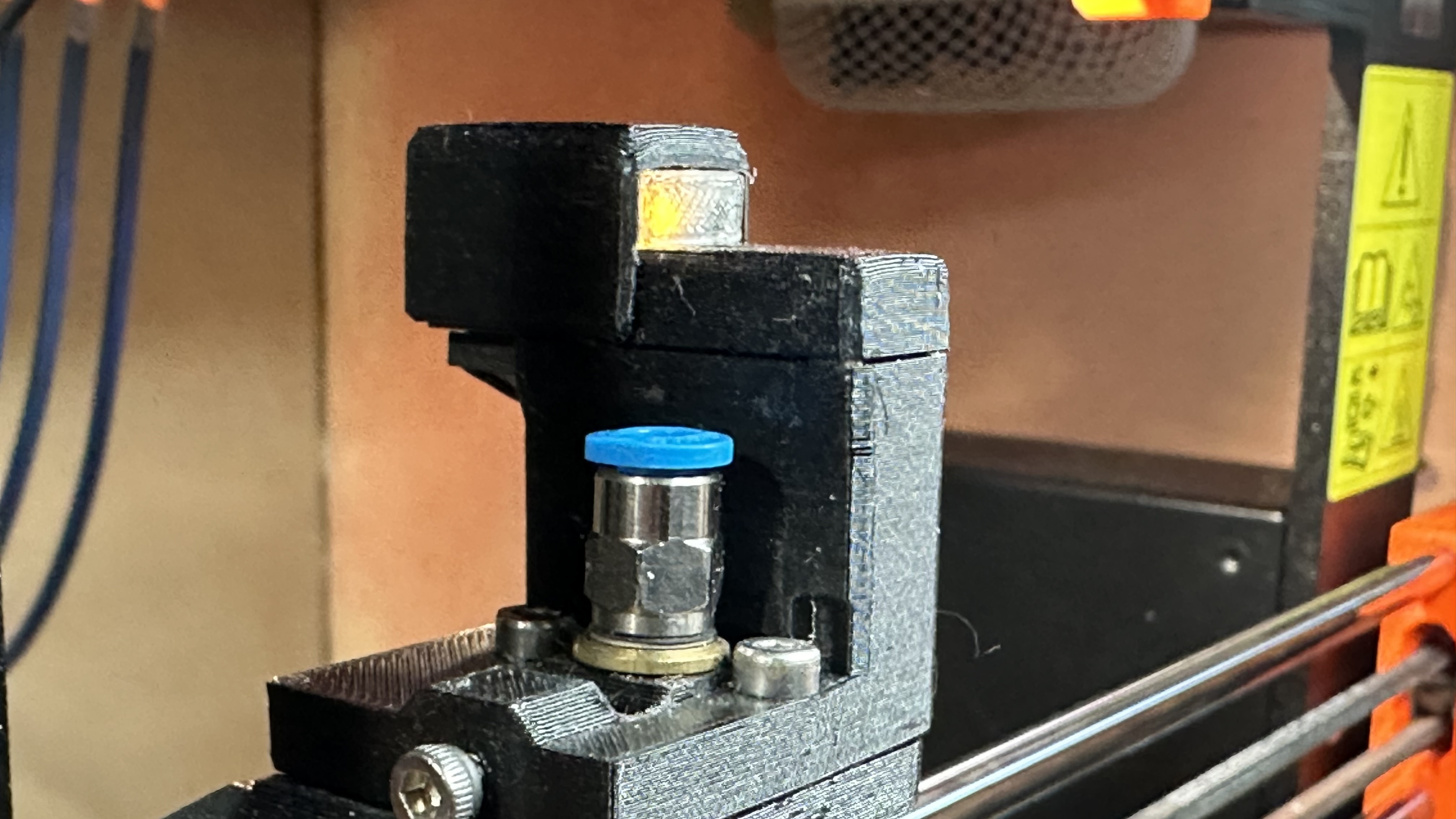 Improoved MMU Filament feeding - PTFE Support by Clamikra | Download ...