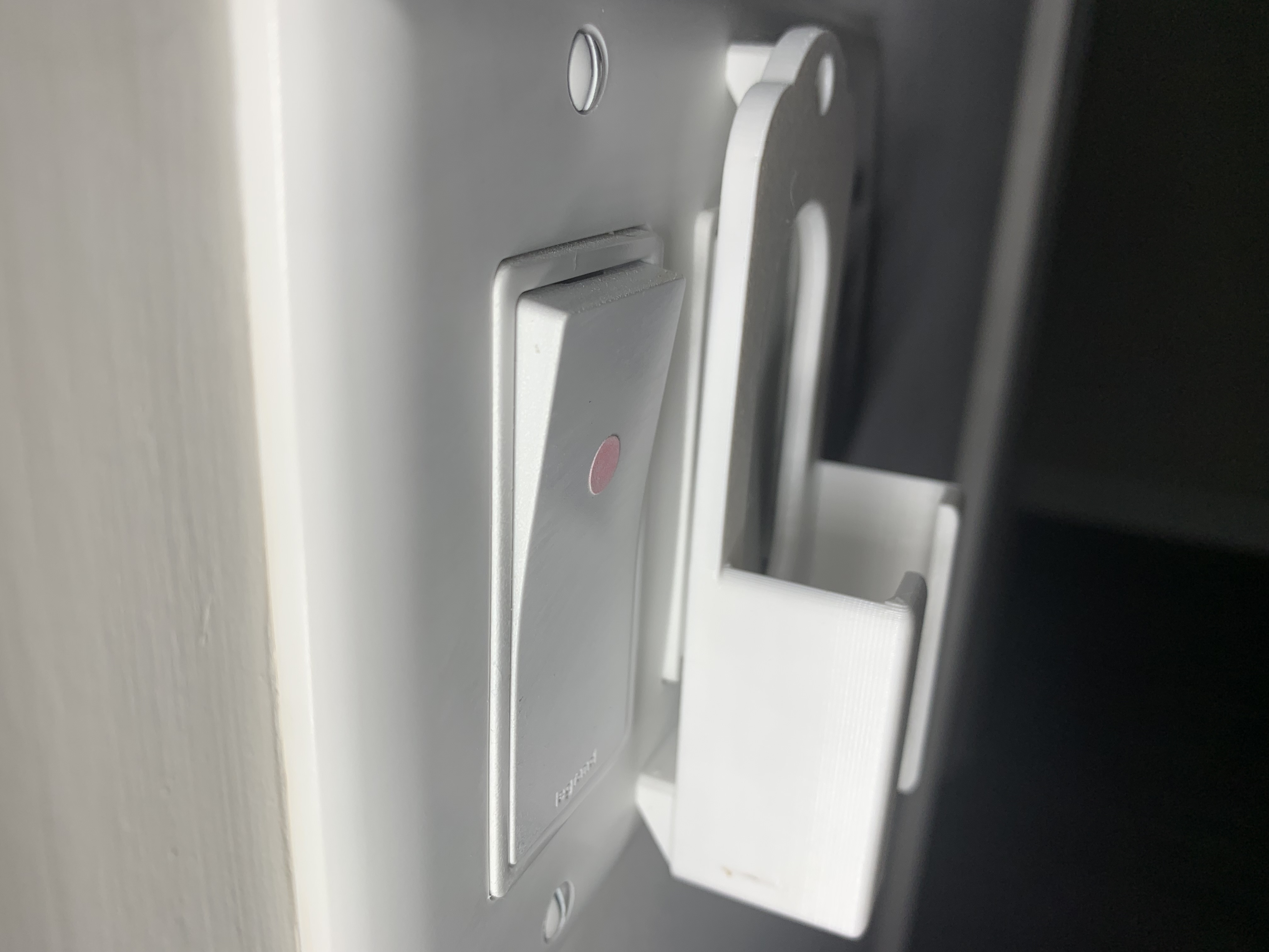 Hunter Fan Remote Holder Decor Remix by AlwaysTinkering | Download free ...