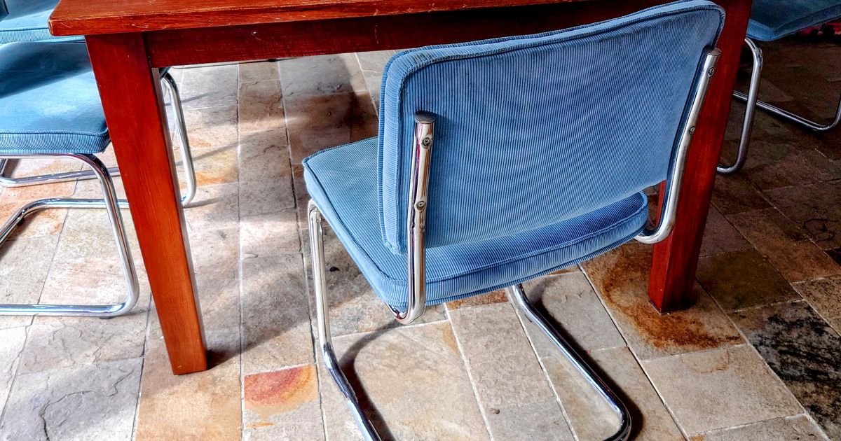 FrameFeet for Bauhaus Tube-Frame Chair by Rob the 3D Printing Dad ...