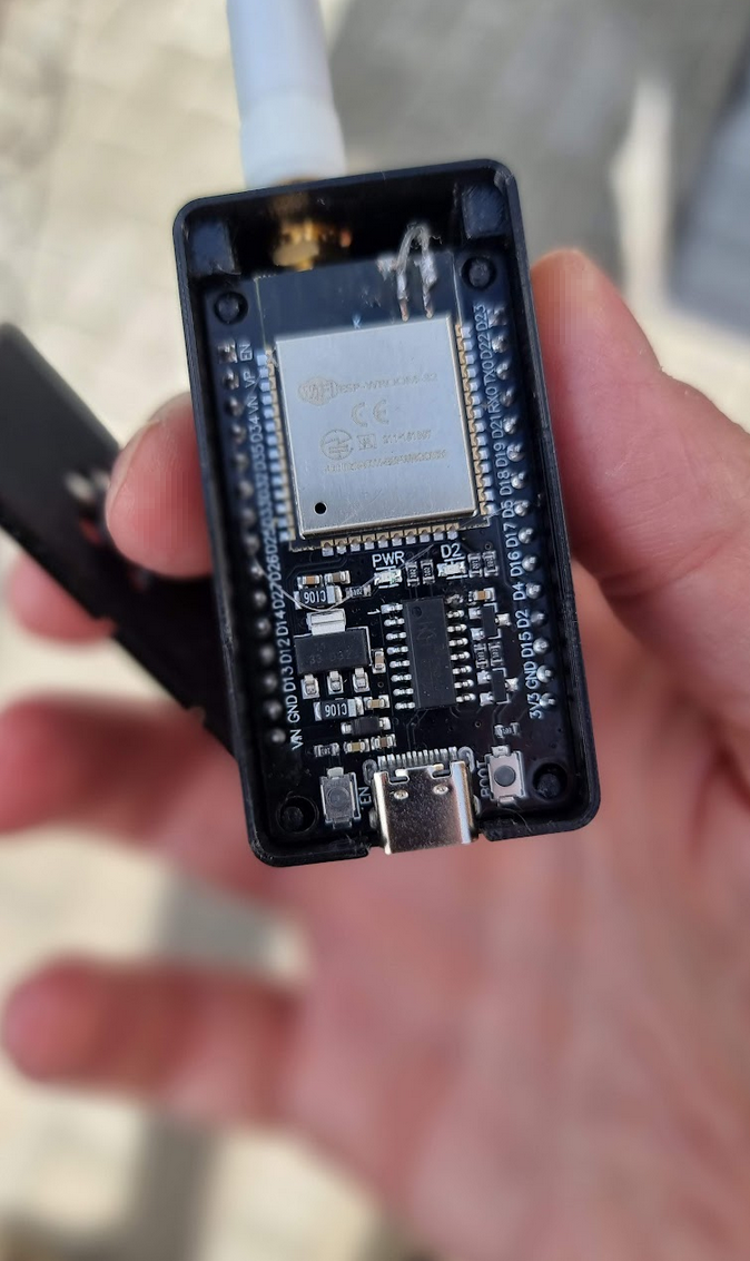 ESP32 Wroom case with Wifi antenna by Sharkys | Download free STL model ...