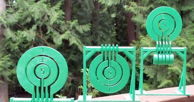 Hanging taget print in place by Mihec708 | Download free STL model ...