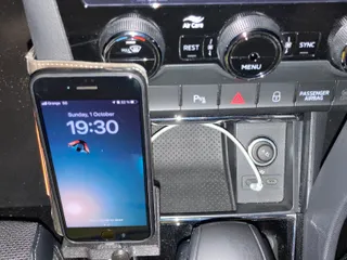Skoda kodiaq phone holder store