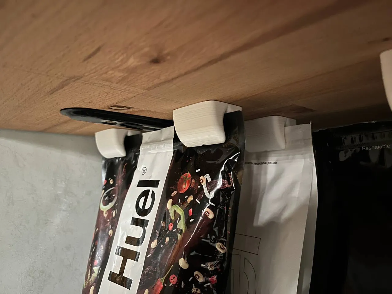 Huel bag bracket by Fufus | Download free STL model | Printables.com