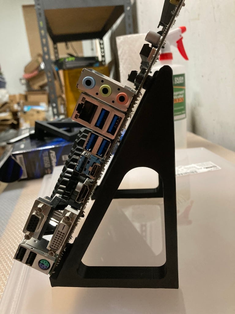 Motherboard Stand For Mining by Berd | Download free STL model ...