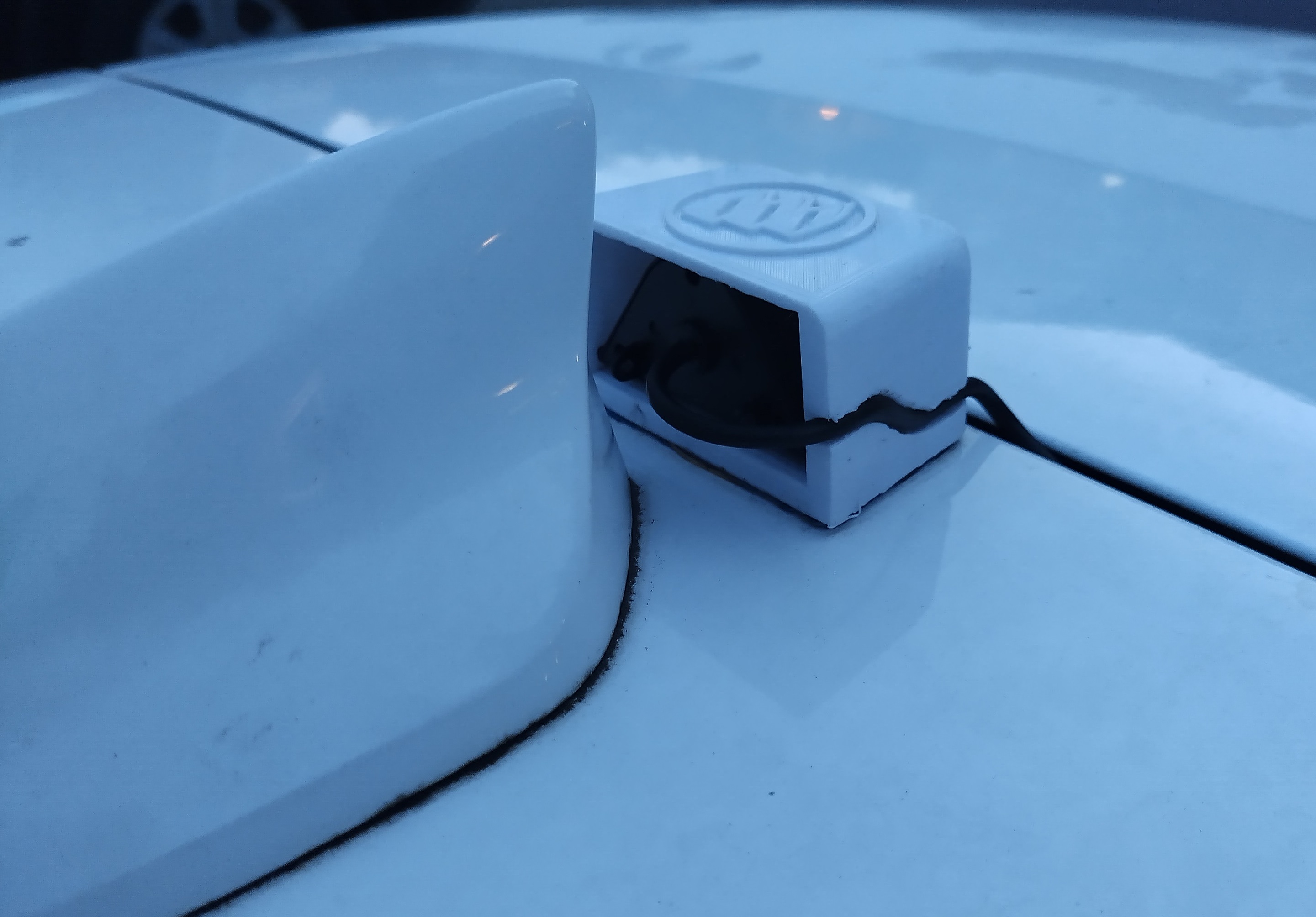 Magnetic Rear View Camera Shroud (Designed for WOLFBOX G850 - No logo ...