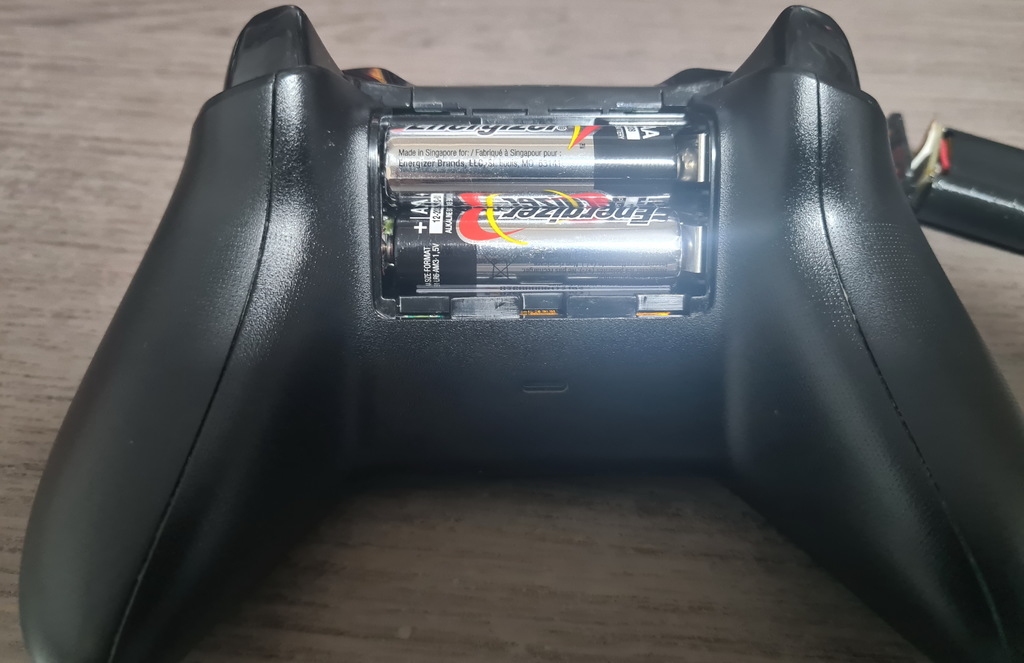 Xbox One Controller Custom Battery case by Radu20 | Download free STL ...