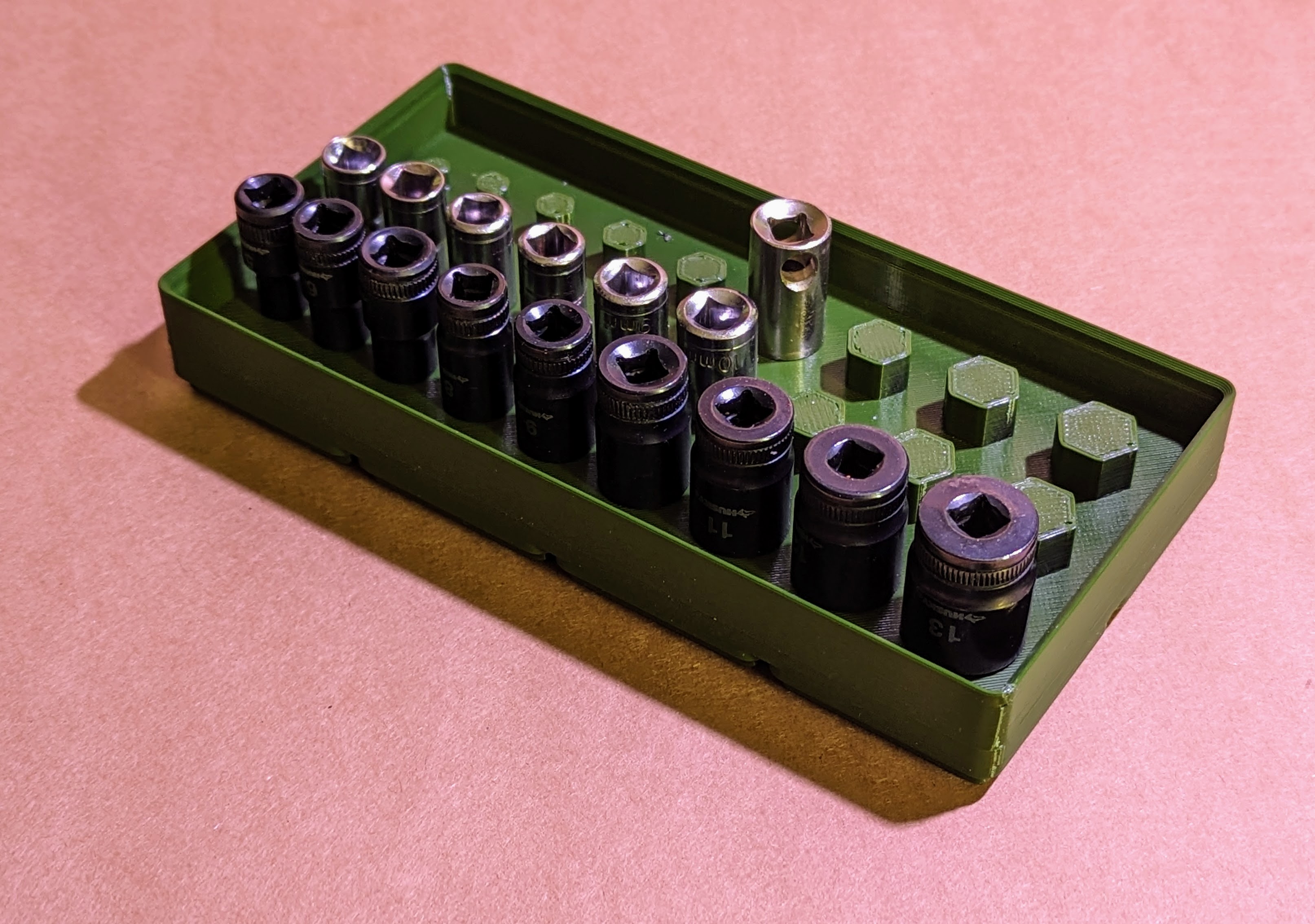 Gridfinity Socket Holder Inverted / Halterung für Nüsse by MadestCat ...
