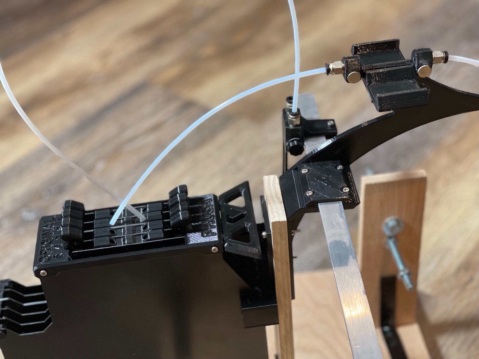 Vertical Bracket for Prusa MMU3 Buffer by Real 3D Prints | Download ...