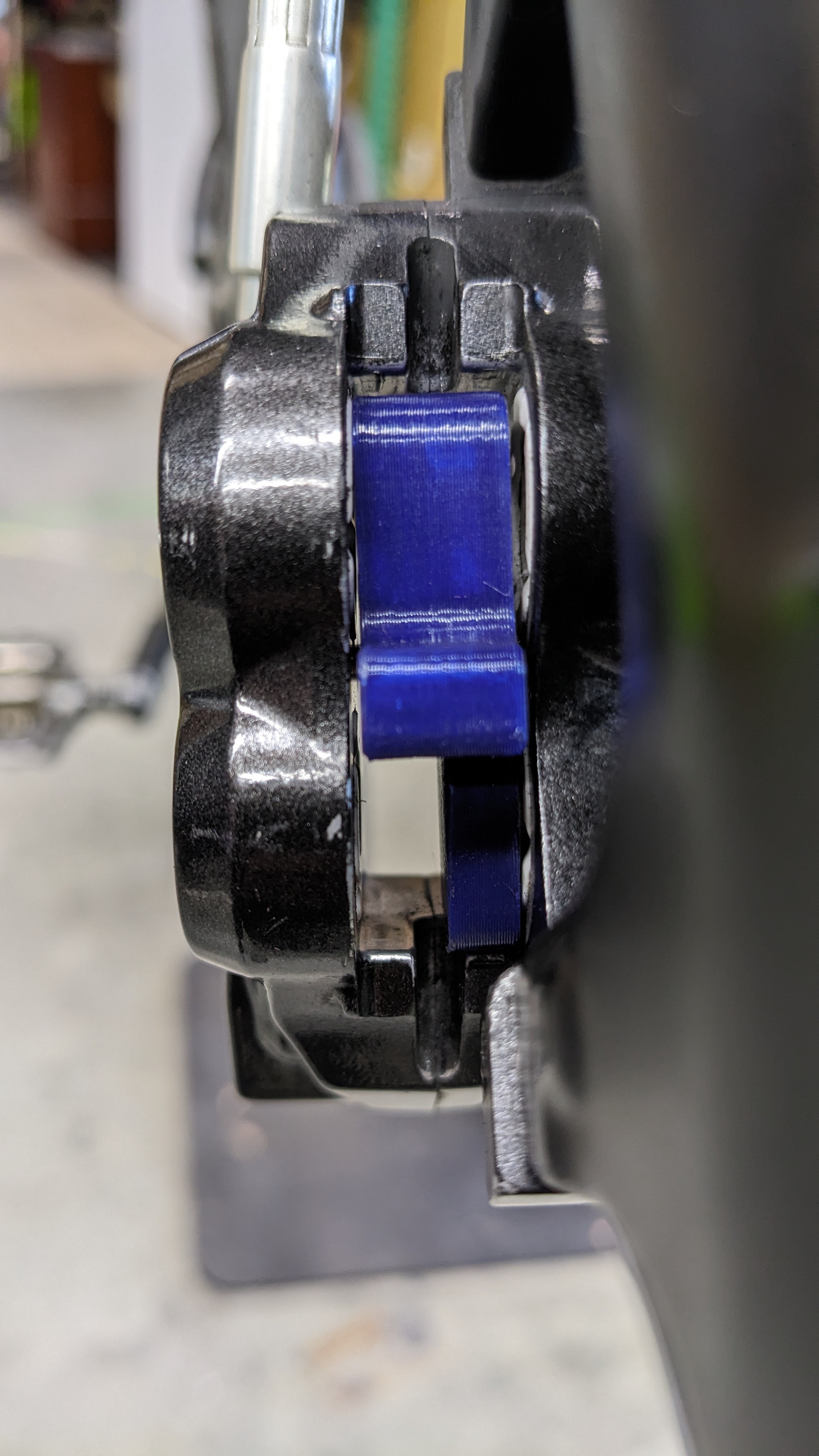 MOUNTAIN BIKE 4-PISTON DISC BRAKE PISTON SERVICE BLOCK by biketiger ...