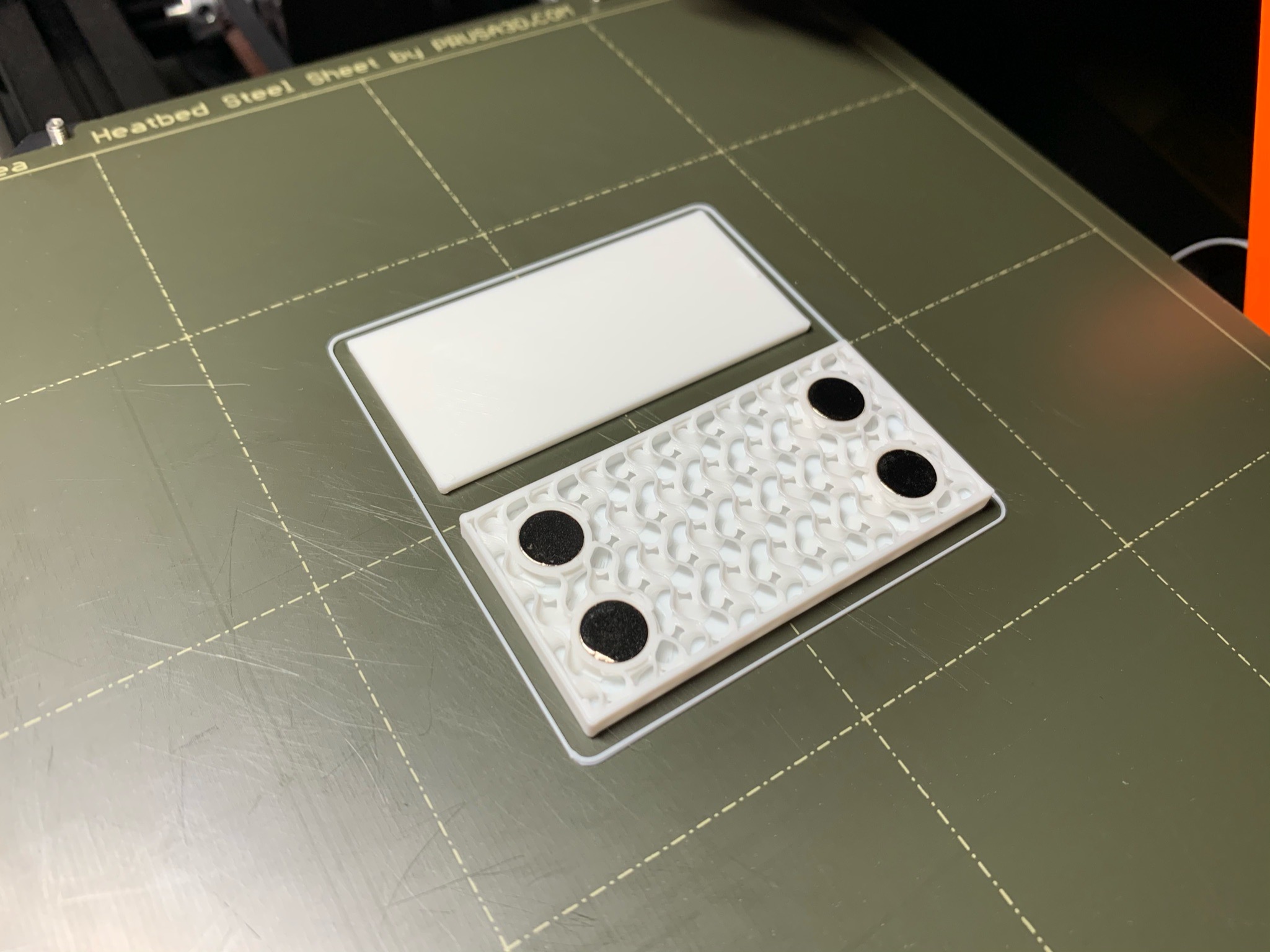 Magnetic Key Box by Michaël Fortin | Download free STL model ...