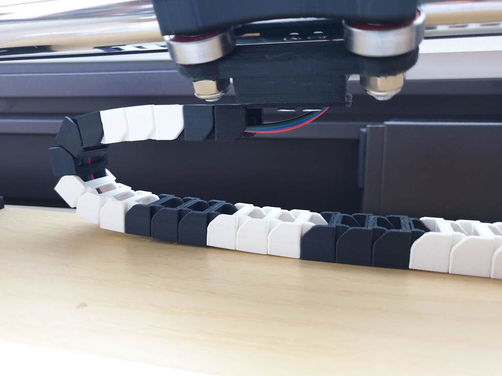 MPCNC Drag Chain Remix by peppesci | Download free STL model ...