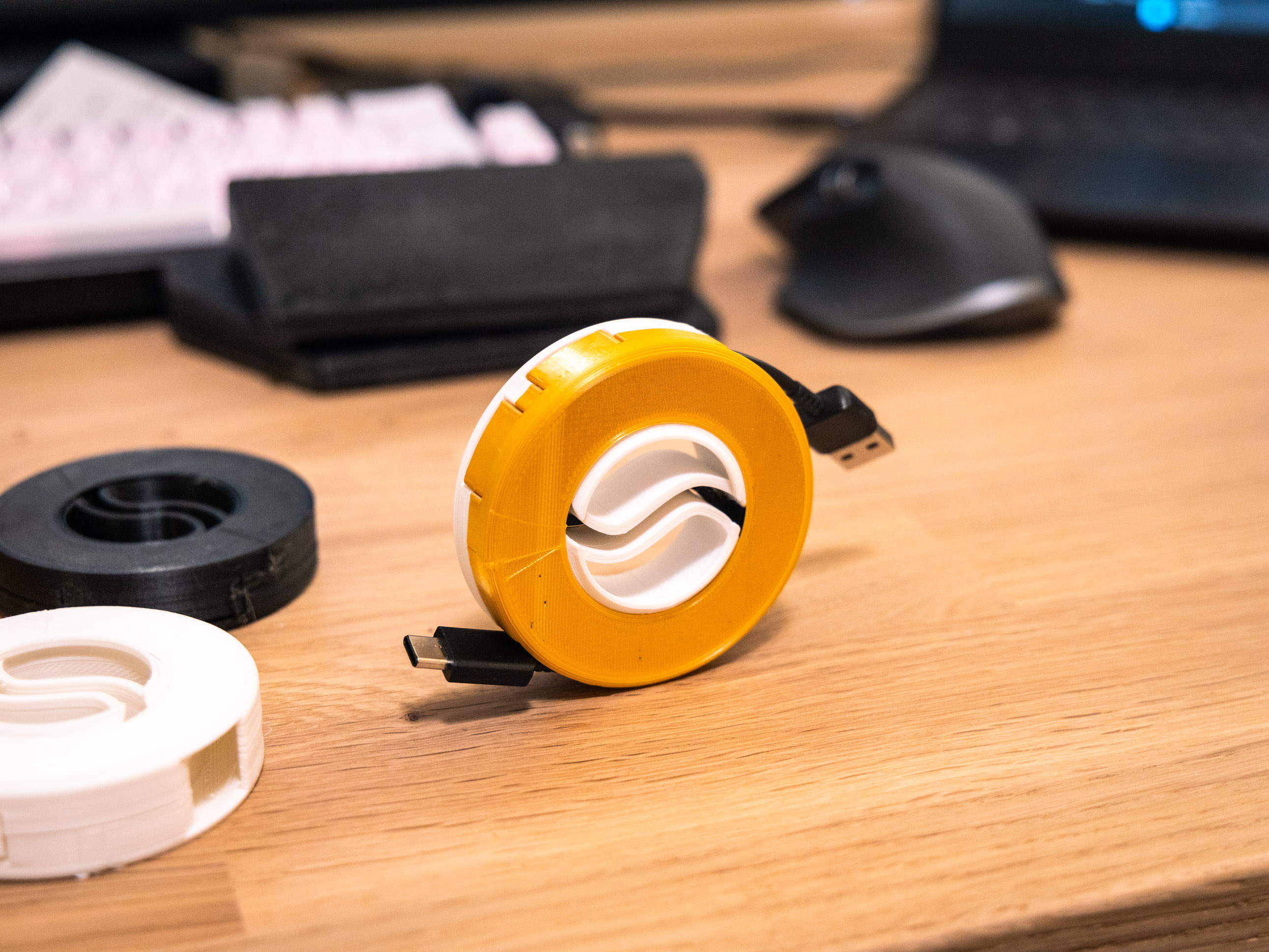 Parametric stackable cable organizer / winder (one-way or two-way ...