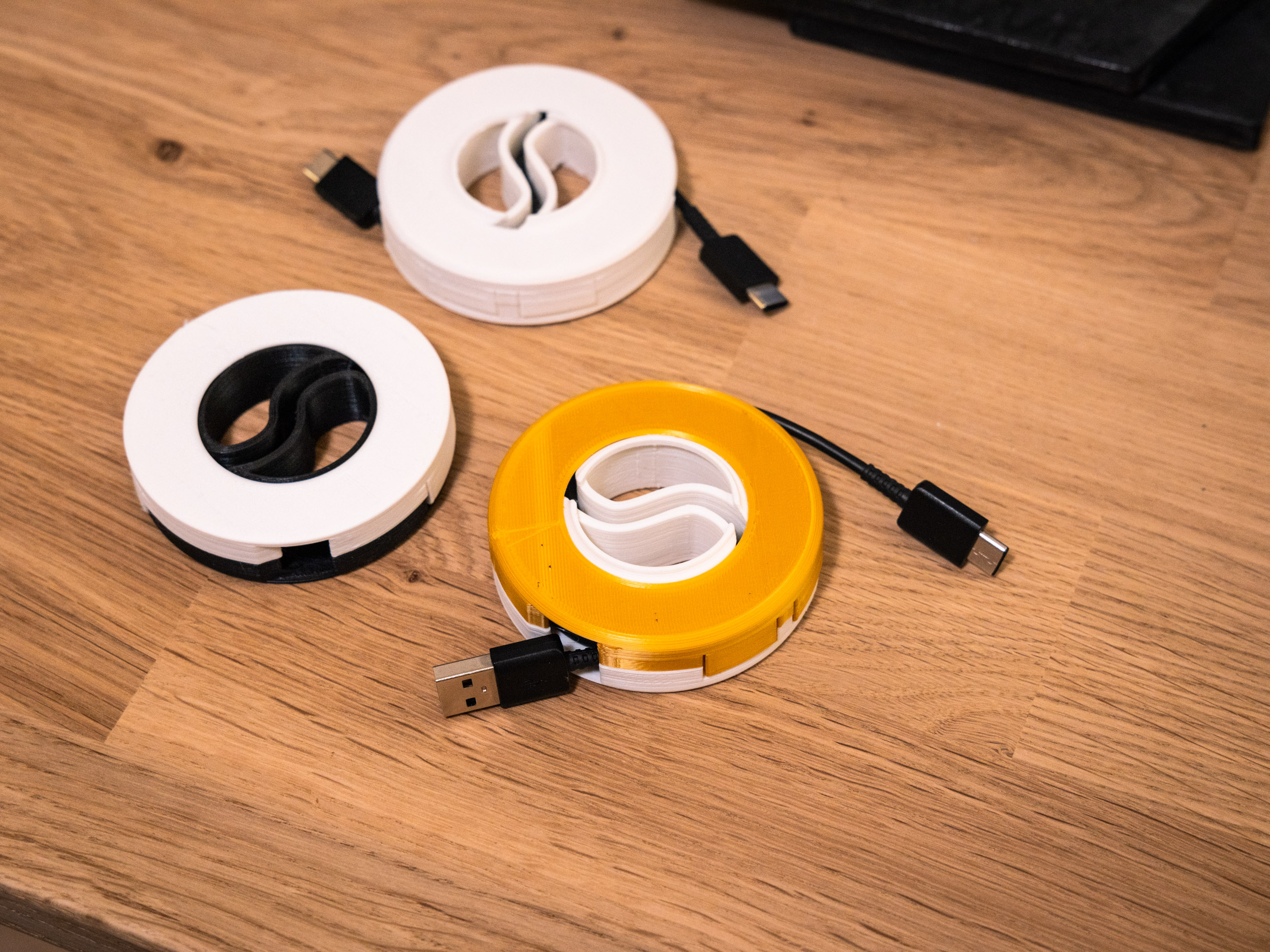 Parametric stackable cable organizer / winder (one-way or two-way ...