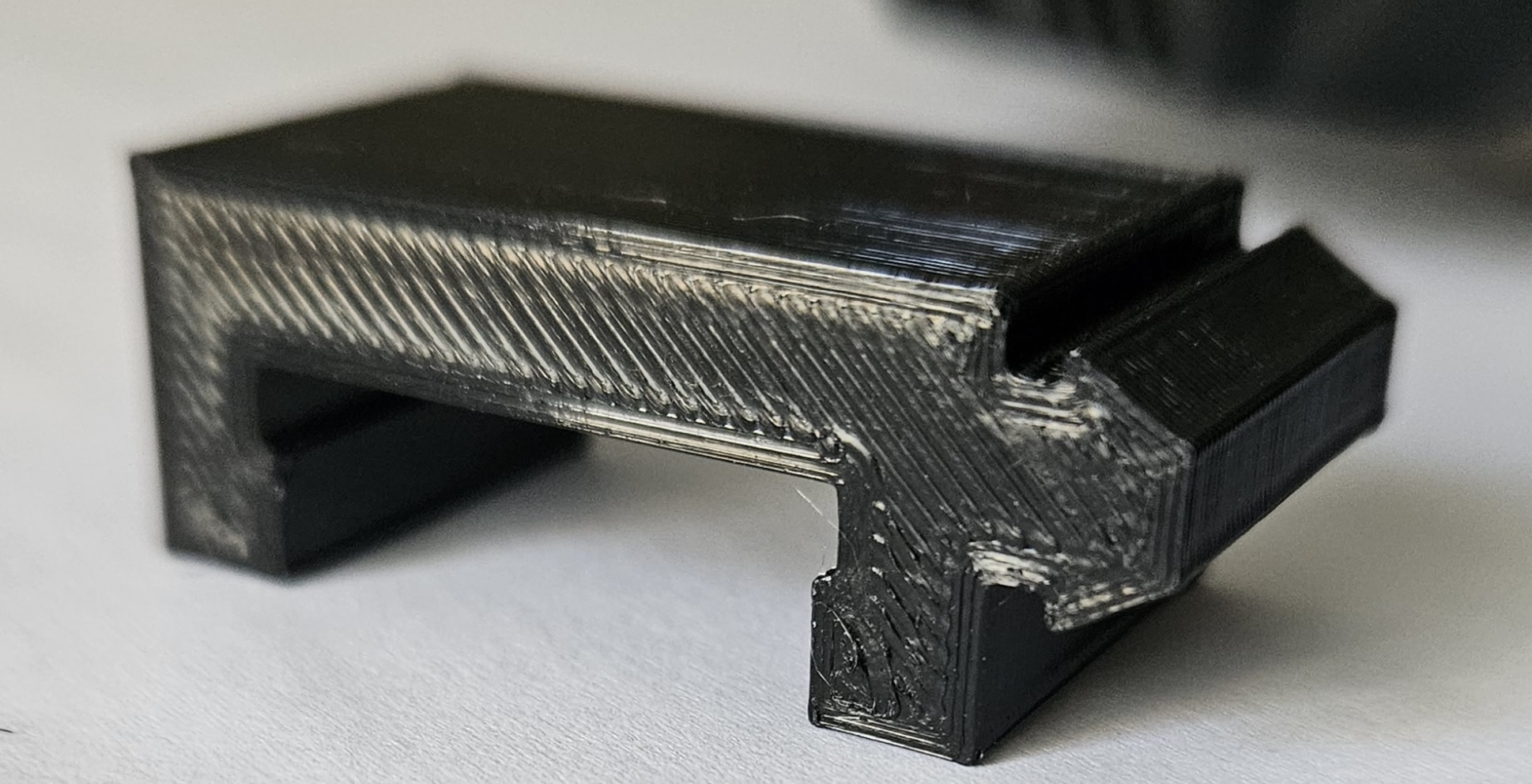 LED Bracket for extrusion mounting by PieterV3D | Download free STL ...