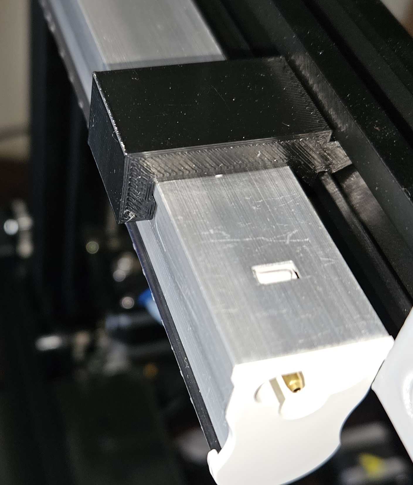 LED Bracket for extrusion mounting by PieterV3D | Download free STL ...