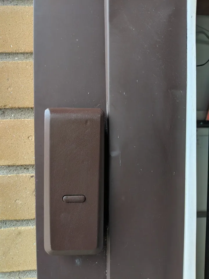 Cover with passthrough close button for liftmaster / chamberlain 877LM ...