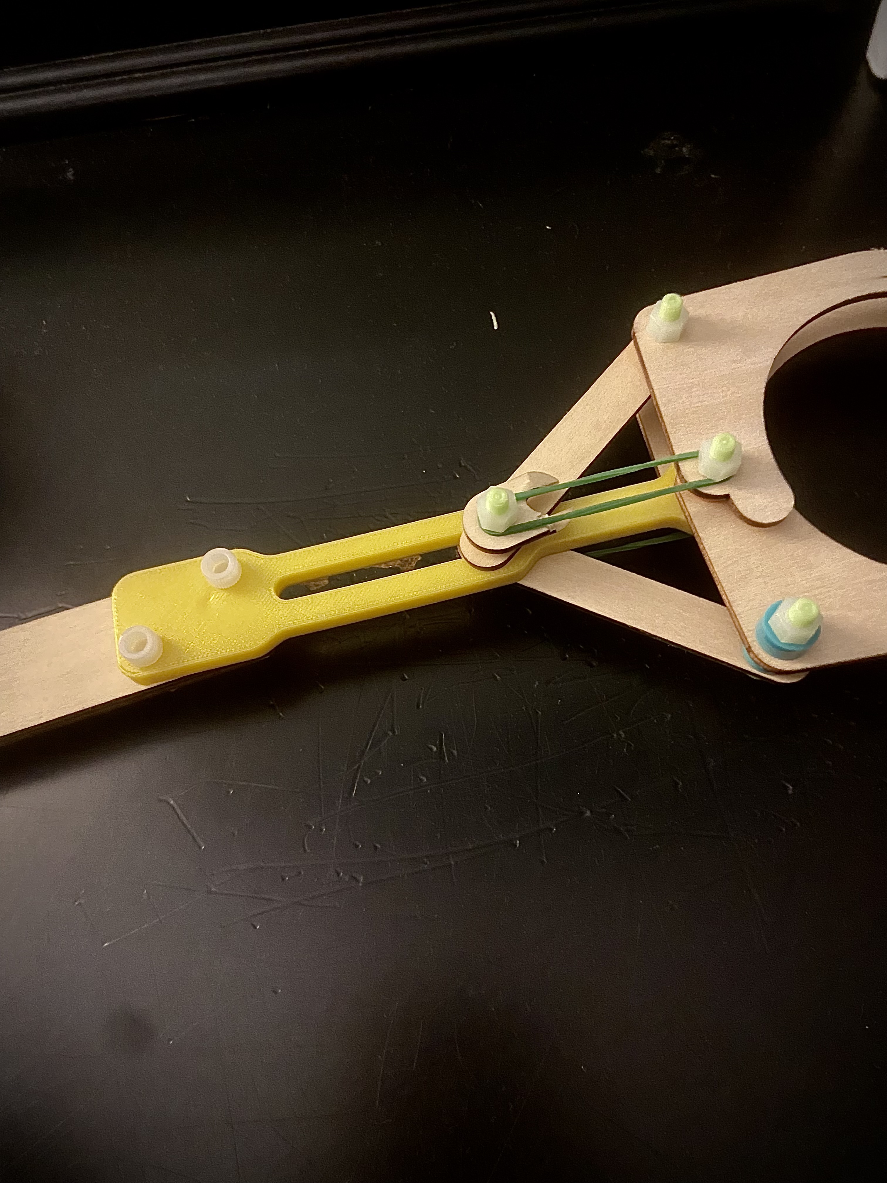 Arcade Arm Claw | Kiwi Crate Toy by Josh Carroll | Download free STL ...