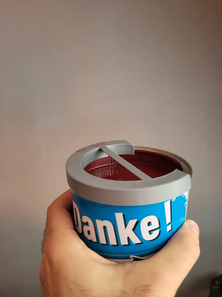 Paint brush wiper for paint cans by Vlad Moldovean | Download free STL ...