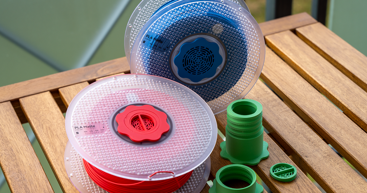 Parametric Adjustable Spool Holder for Silica Gel by MichaelBMF ...