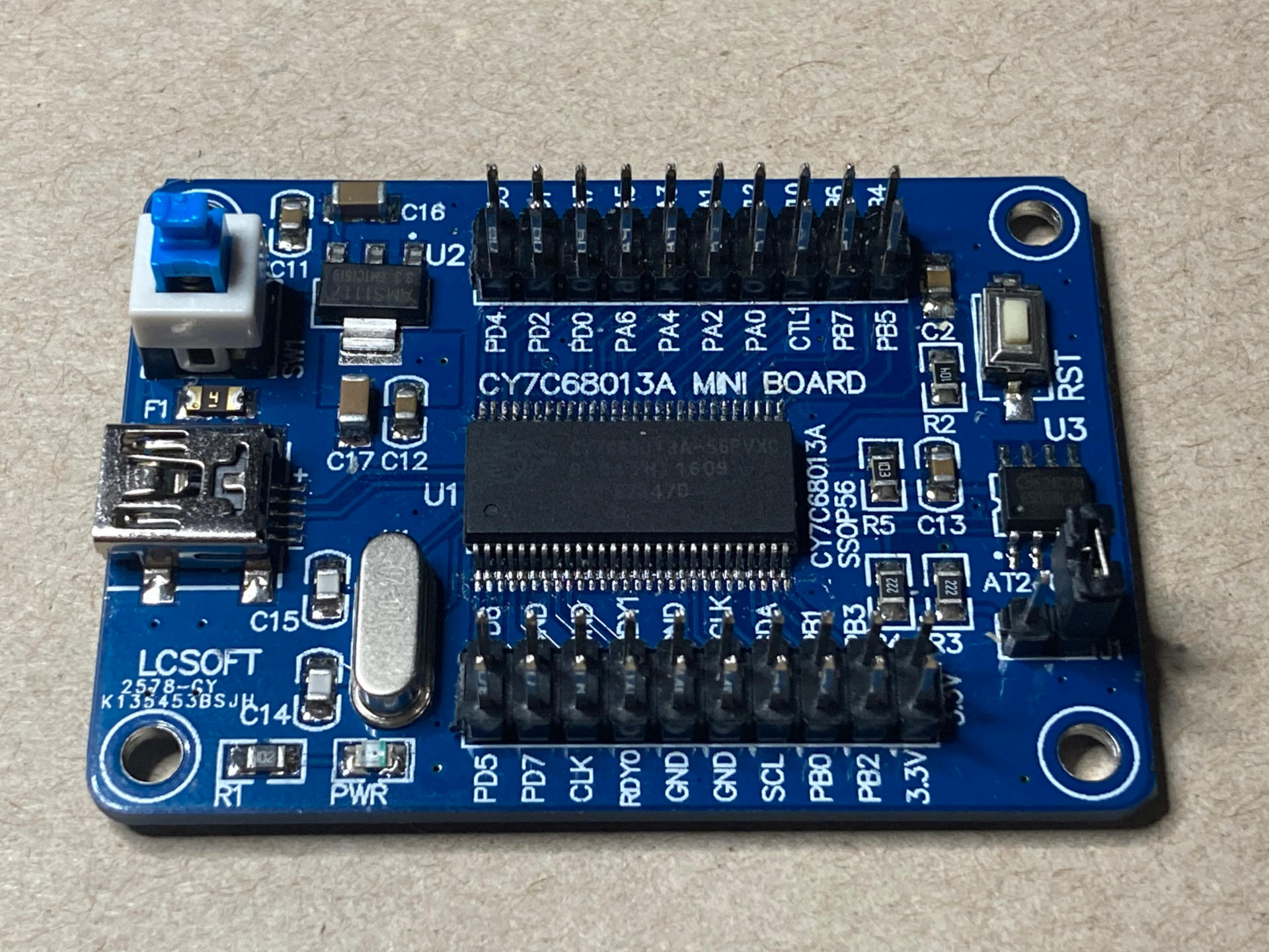 Cypress FX2 Logic Analyzer Case by Torsten | Download free STL model | Printables.com