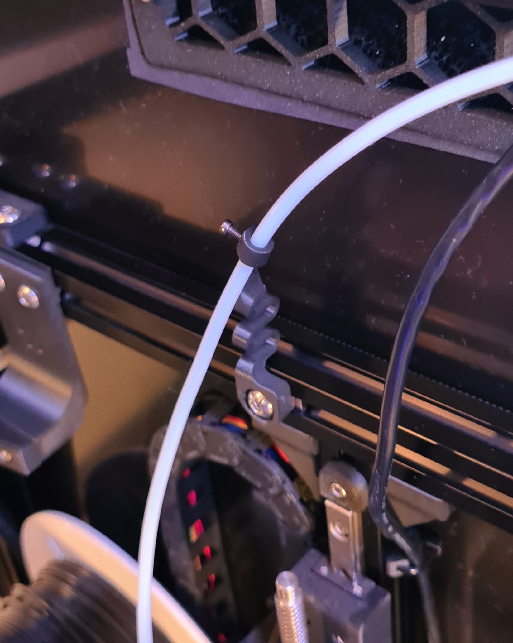 Compliant Filament Guide - for internal and external Spool by Seb ...
