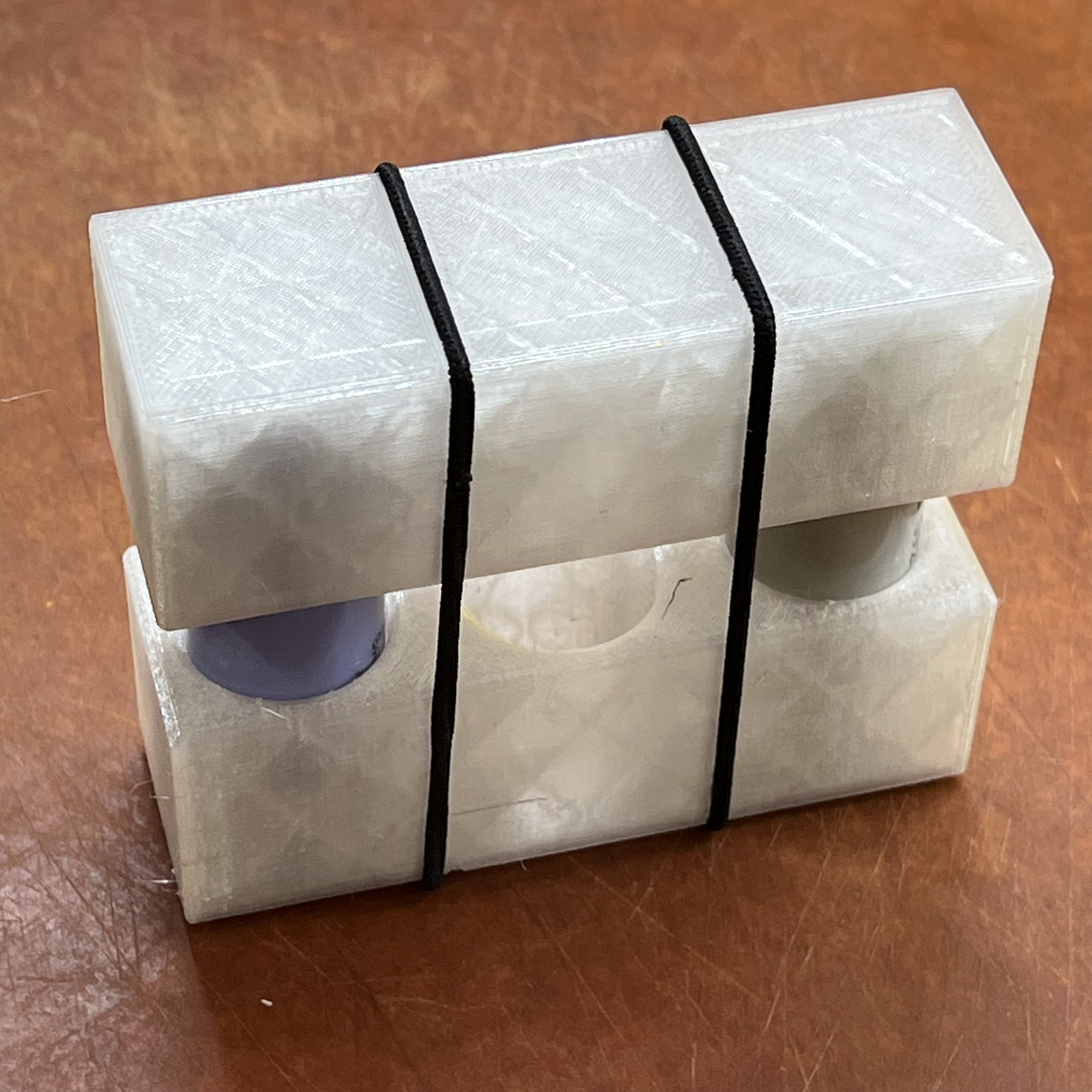 Minimal 21700 Holder by Bangsplat | Download free STL model ...