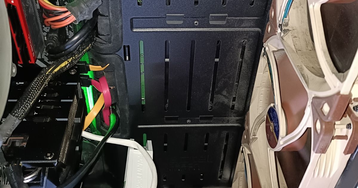 Computer case perpendicular fan mount by Zer0s | Download free STL ...