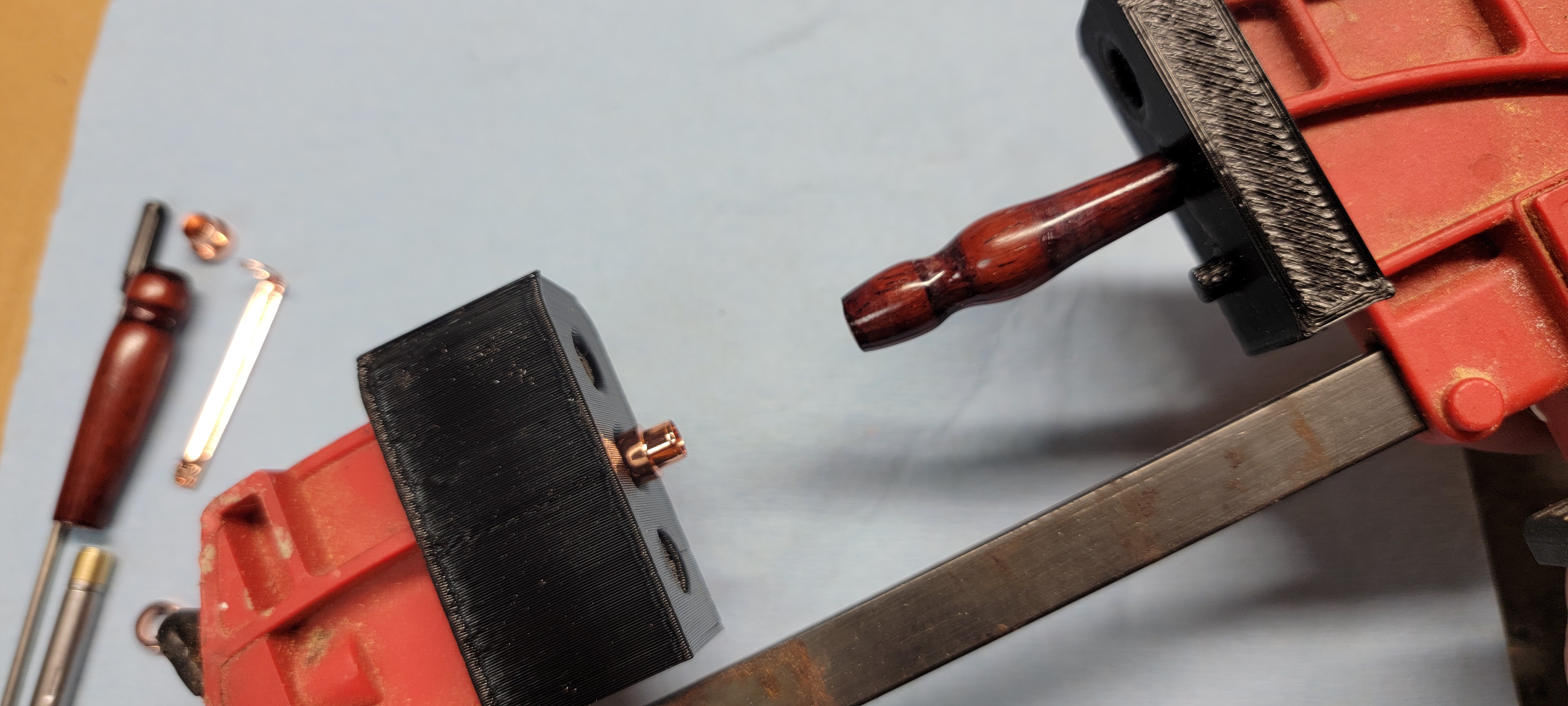 Pen Press Bar Clamp Jaws (Slim line) by BHE_Crafts | Download free STL ...
