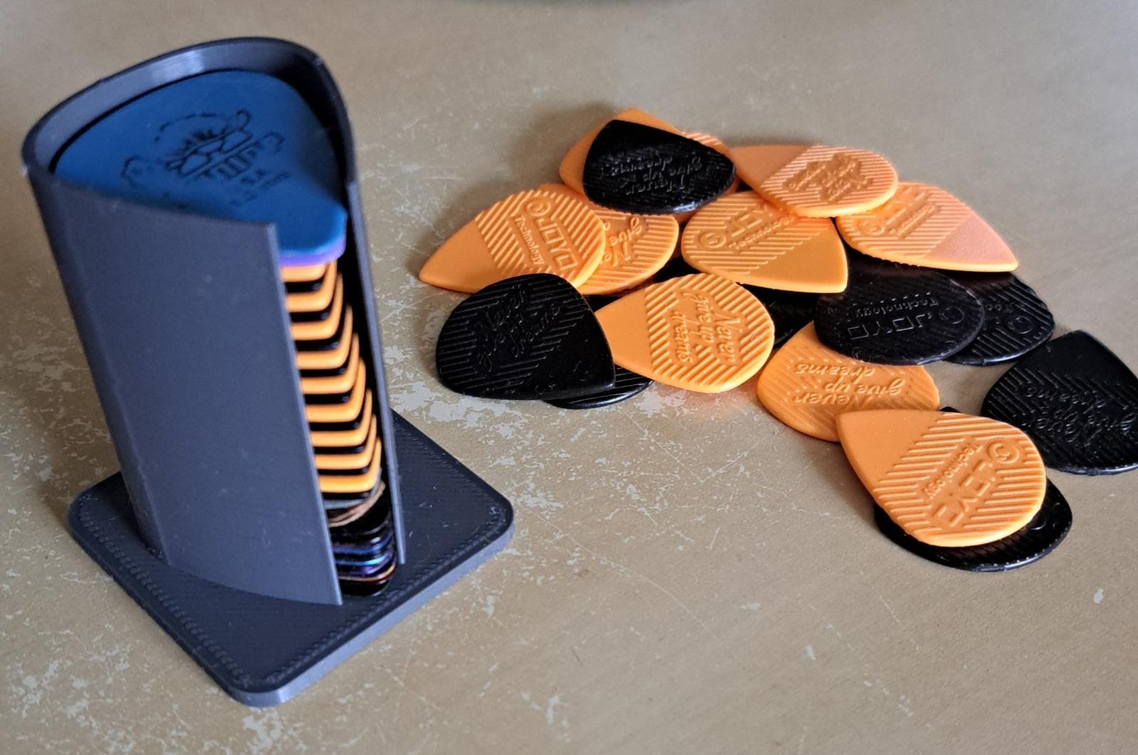 Guitar pick storage tower by Stijn Segerink | Download free STL model ...