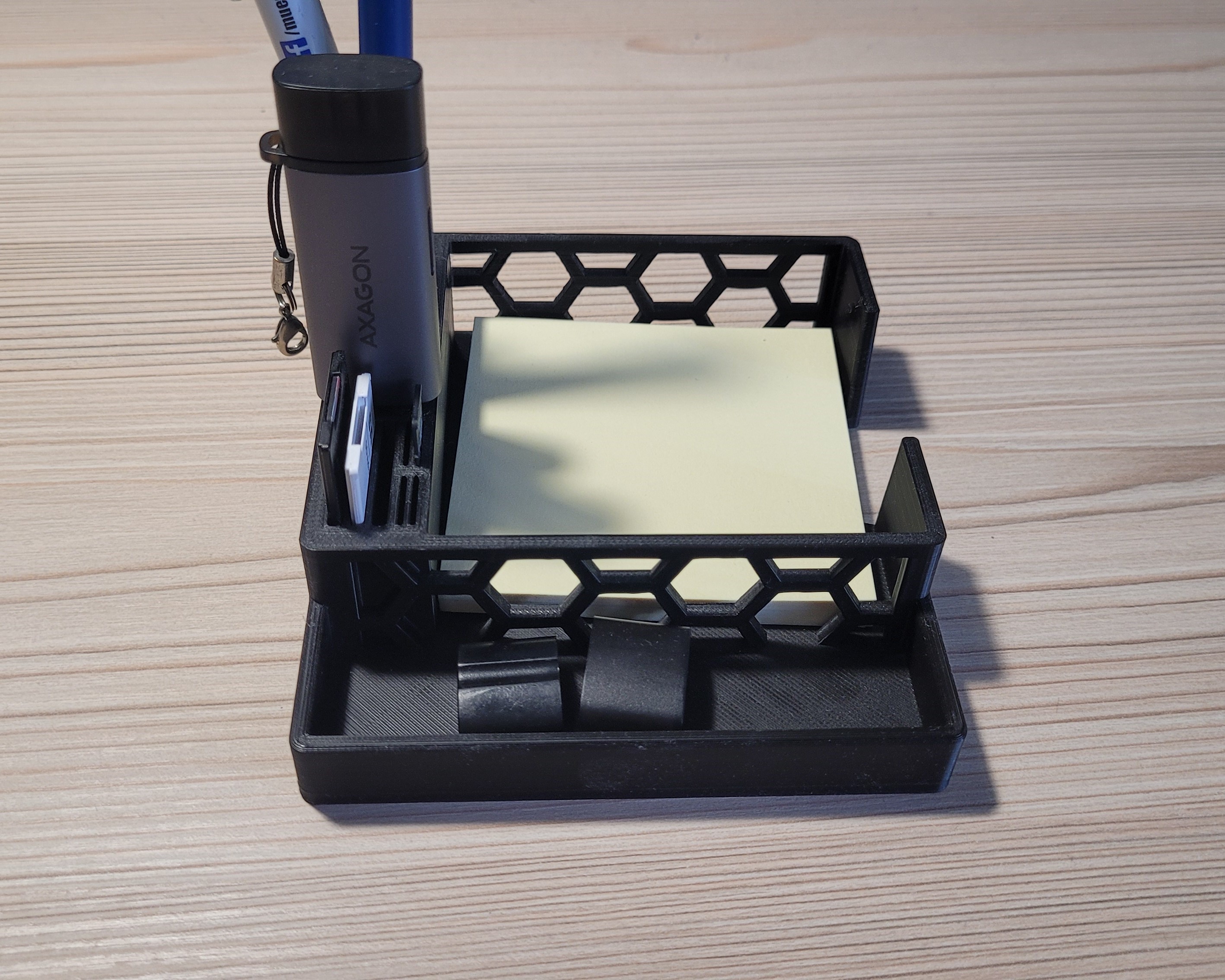 Desk organizer - Sticky notes, Pens, USB, SD and microSD cards by Hunex ...