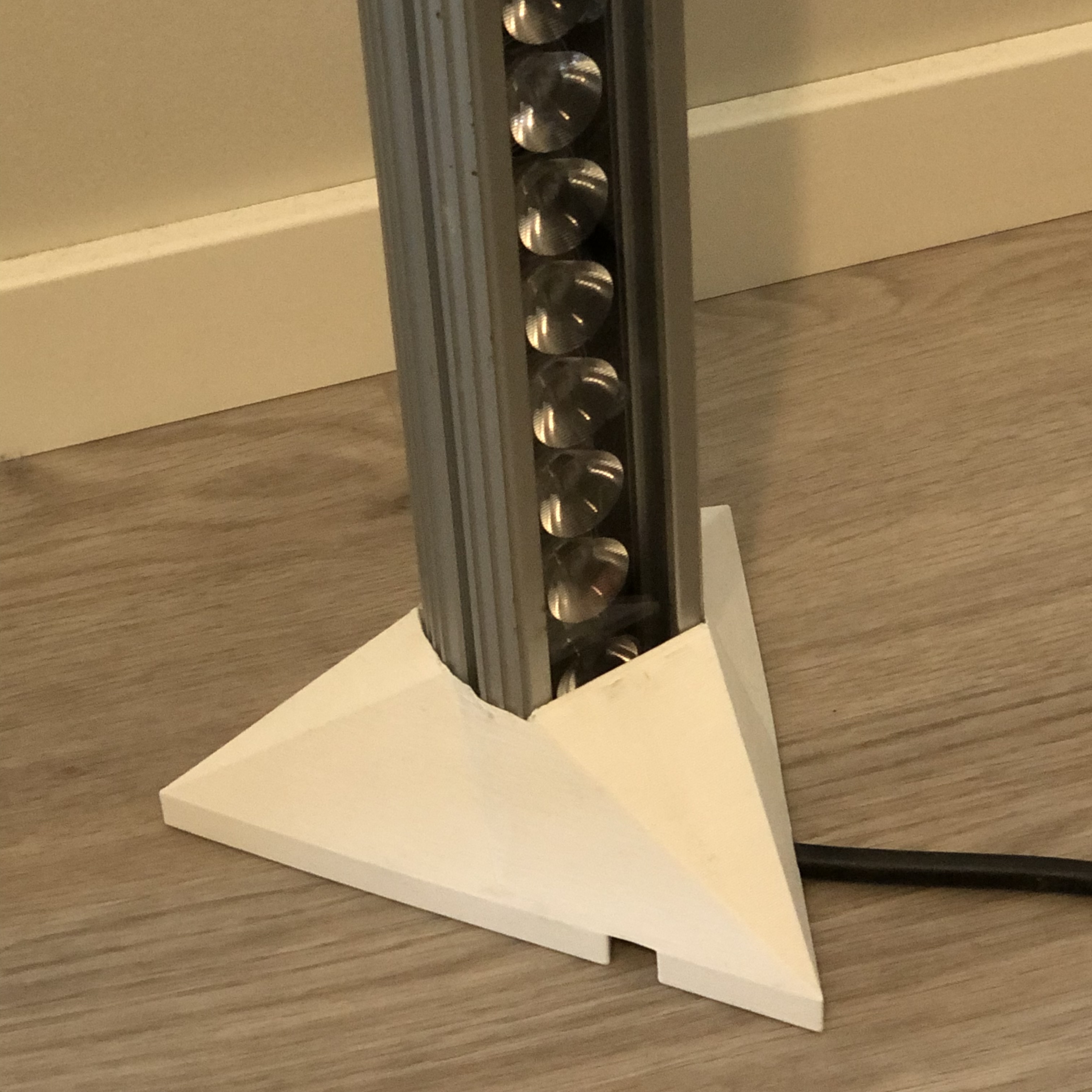 Led light-bar stand by jojo | Download free STL model | Printables.com