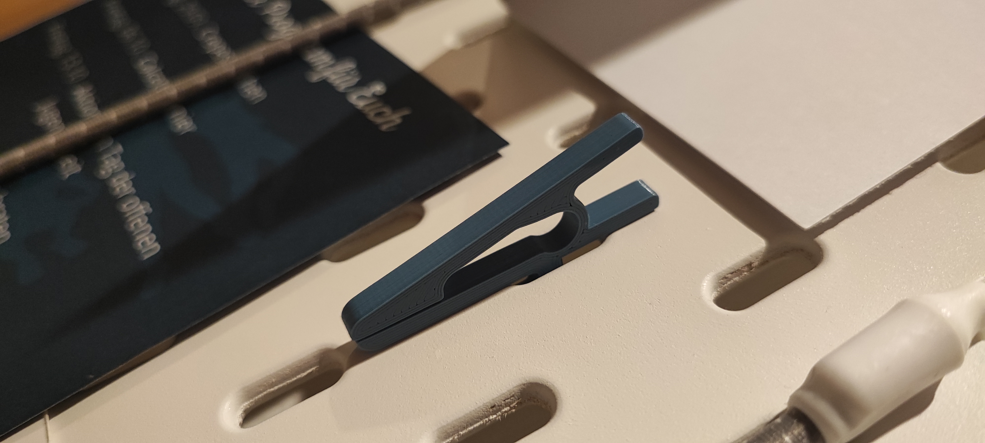 Ikea Skadis Klammer - Clamp by Pixi2012 | Download free STL model ...