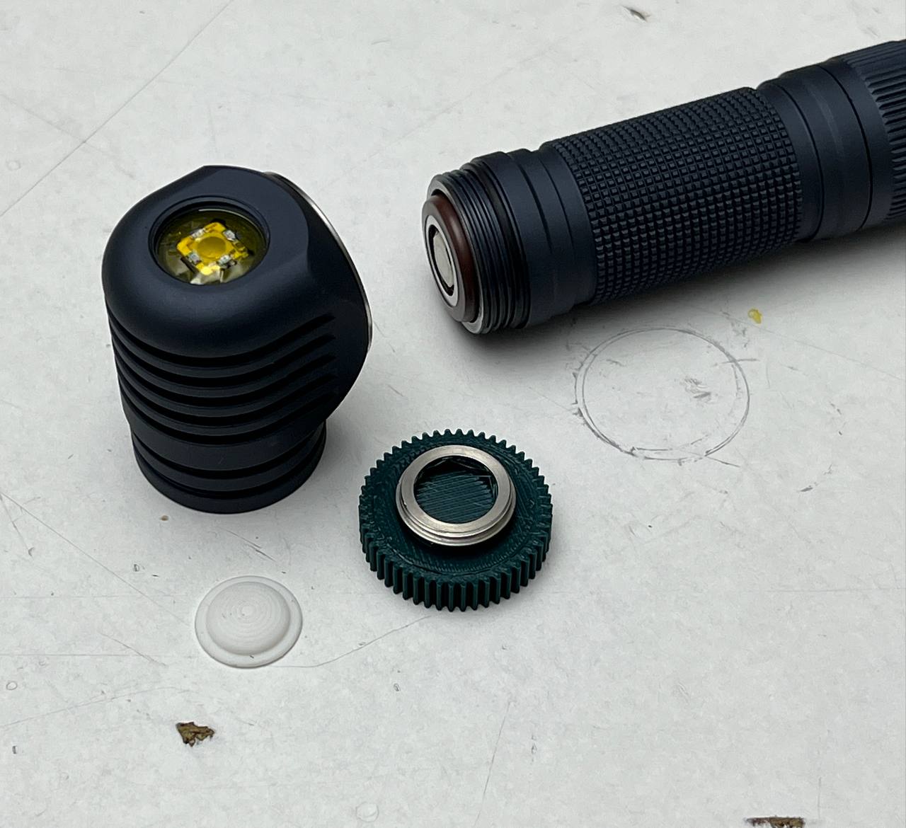 Noctigon/Emisar button bezel tool by YBF650 | Download free STL model ...