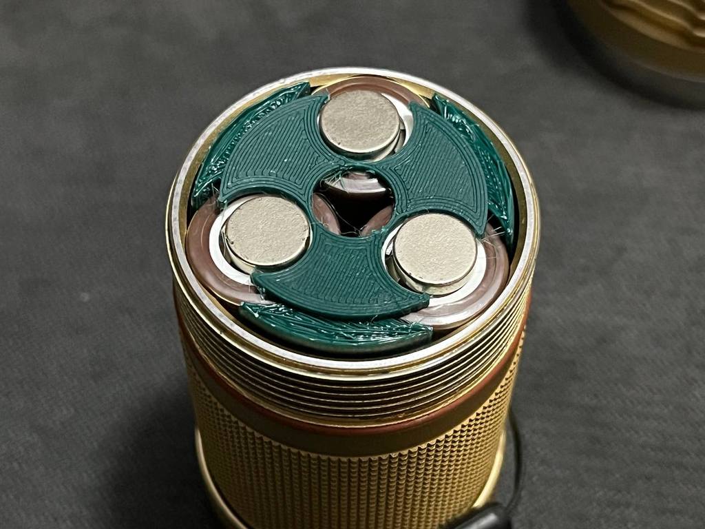 Emisar D18 Spacer for flat top batteries by YBF650 | Download free STL ...